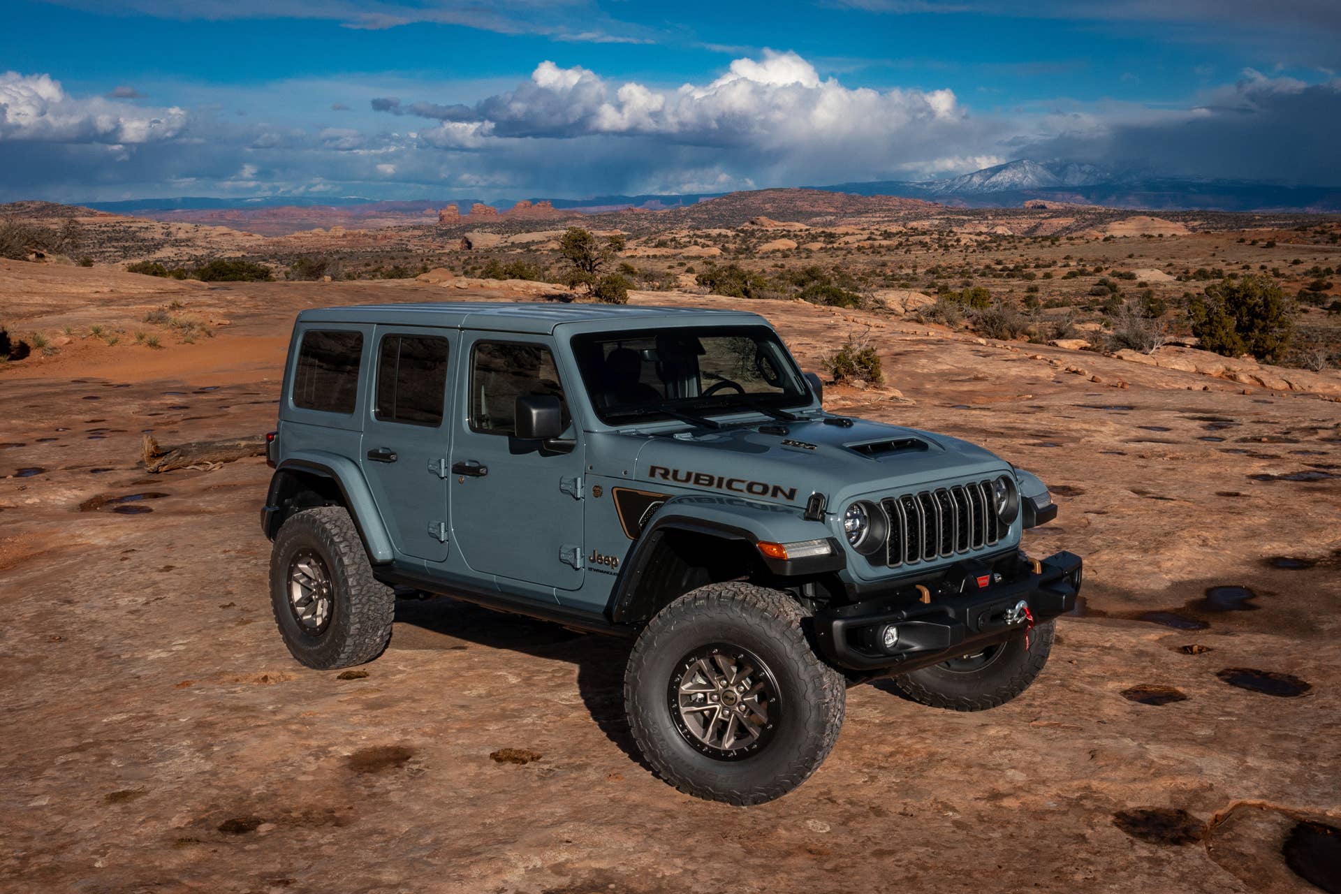 Jeep Brings Back Reign Purple for 2026 Wrangler and Gladiator - Autoblog