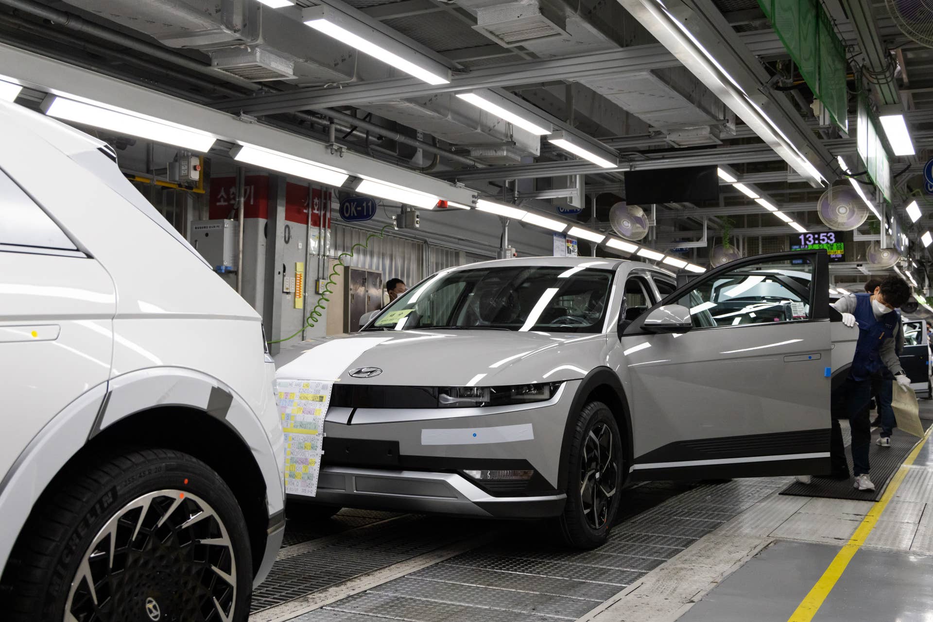 Gas Prices Just Flipped the EV Market—Hyundai Sales Jump 40% - Autoblog