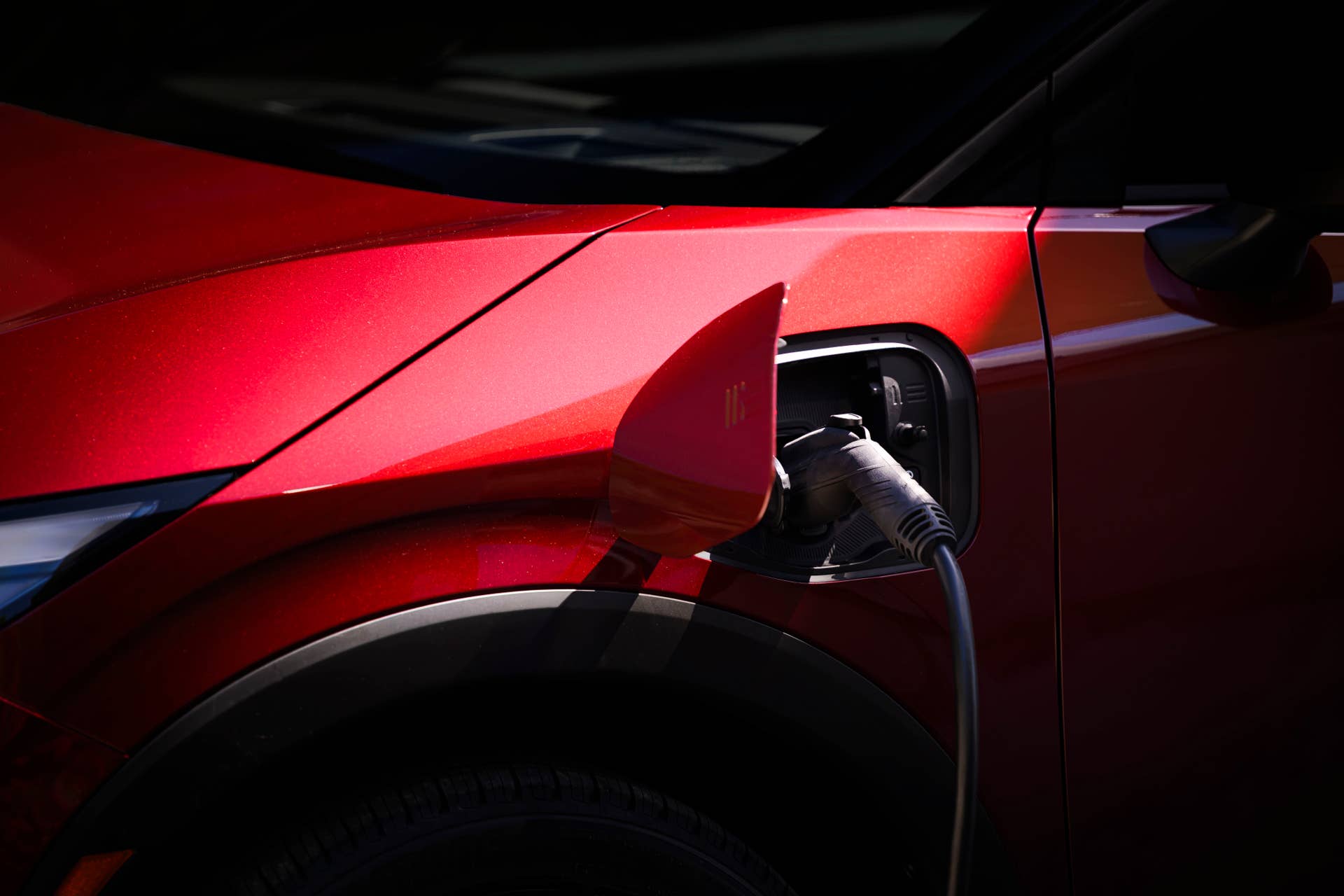 Nissan Drops Pricing On 2026 Nissan Leaf & It's Surprising - Autoblog