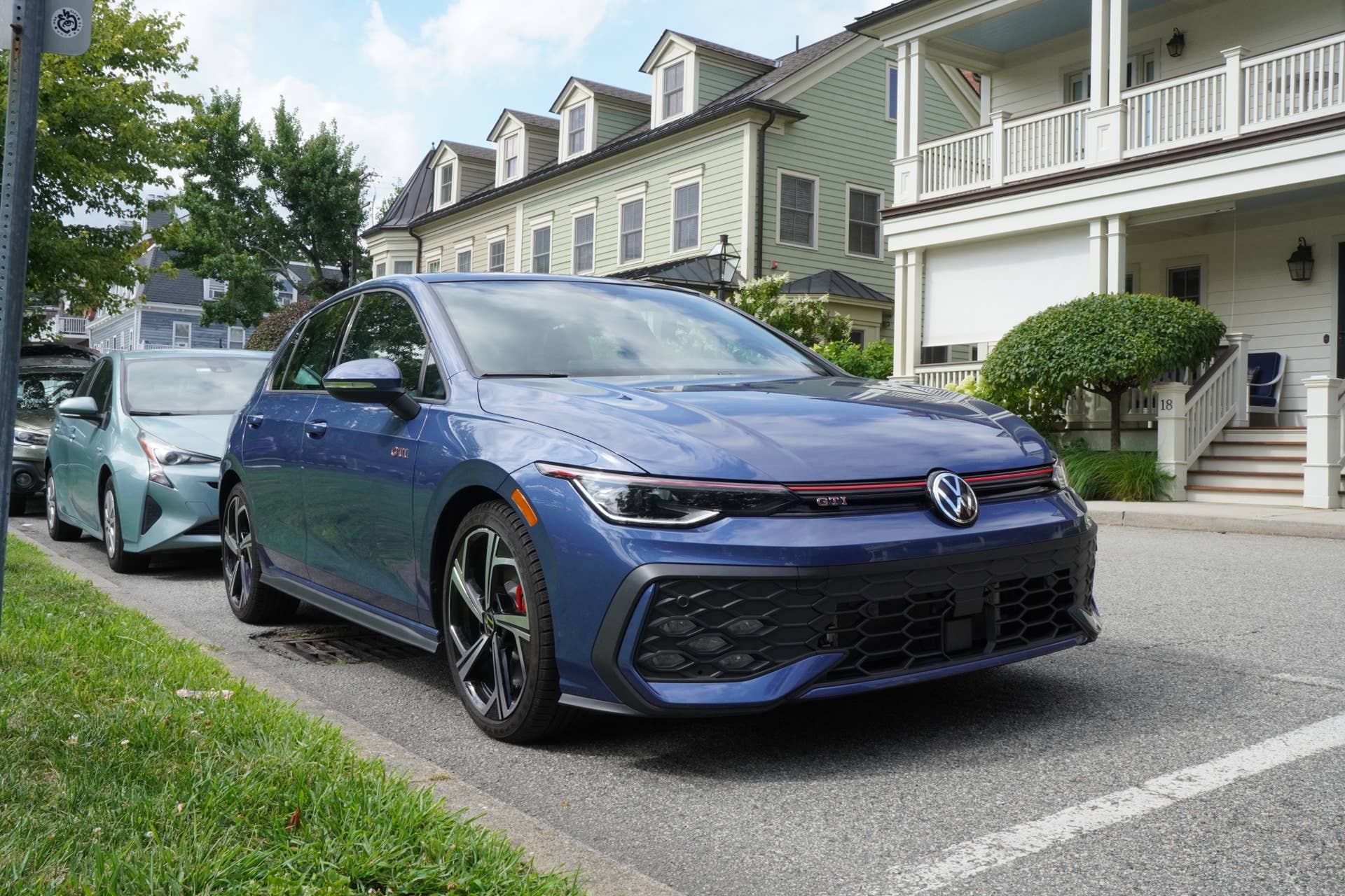 Treat Yourself to a 2025 Volkswagen Golf GTI This November With a Sweet ...