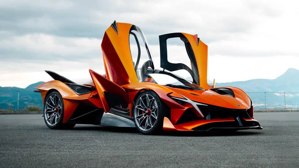 Only 10 Will Ever Exist: 7 Apollo Evo Features You Need to See - Autoblog
