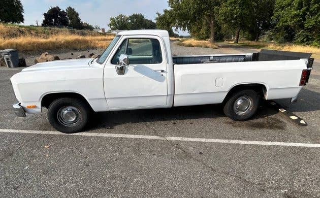 1993 Dodge Ram D150 for sale with just 29,000 original miles - Autoblog