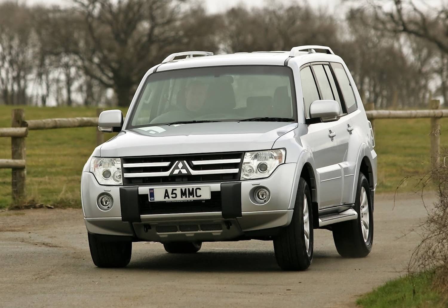 Mitsubishi’s New Pajero Is Already Getting One Reaction: “It’s Huge ...