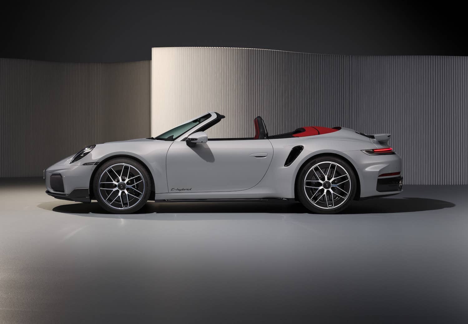 2026 Porsche 911 Turbo S Revealed: More Power, More Agility, More Style ...