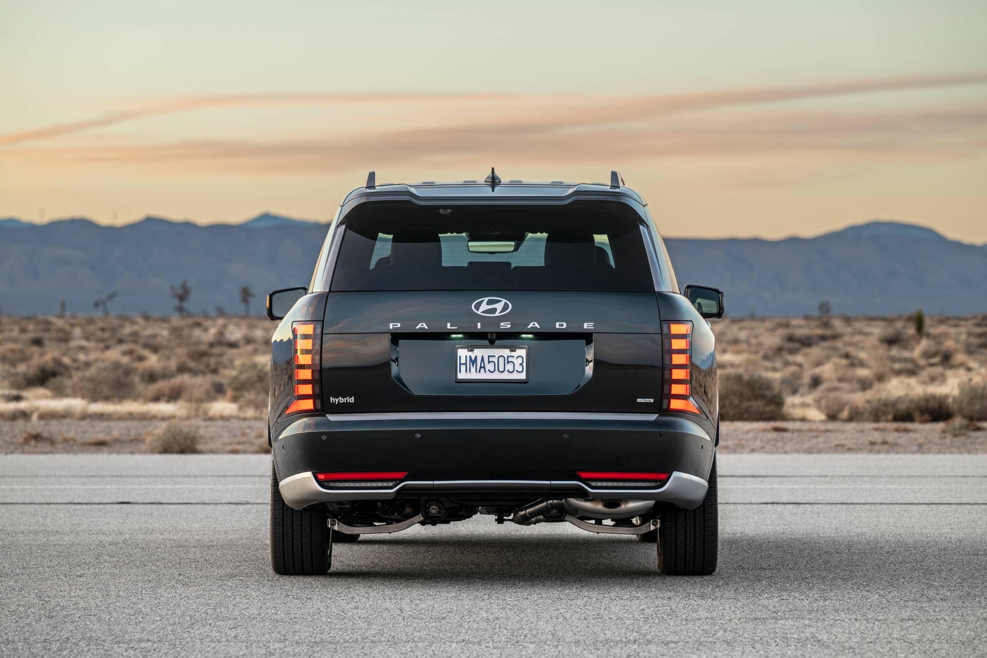 2026 Hyundai Palisade Hybrid's Efficiency Outshines V6 - Autoblog