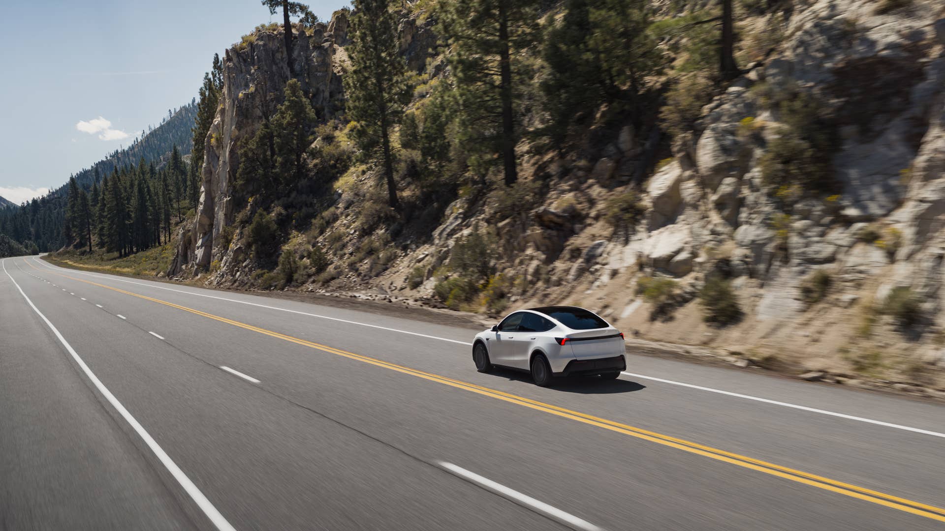I Drove the 2026 Hyundai Ioniq 9. Here Is Why It's Better Than a Tesla ...