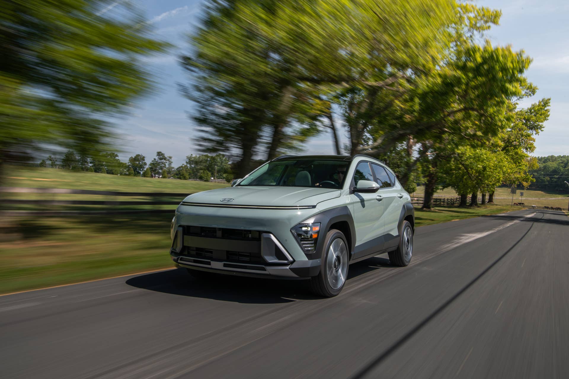 2026 Honda HR-V vs. 2026 Hyundai Kona: Which One Is Right for You ...