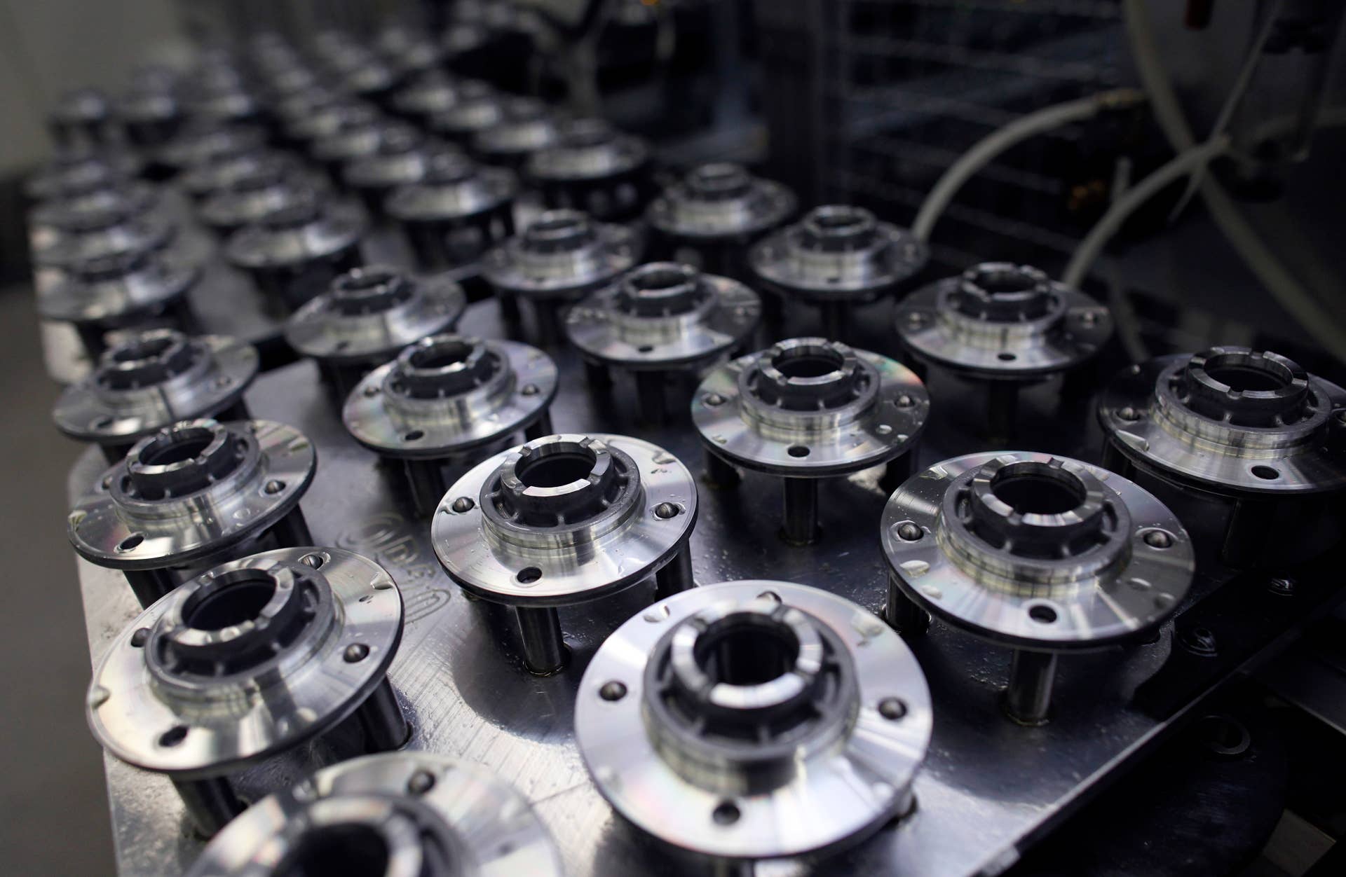 Bosch To Cut 13,000 Jobs In Effort To Remain Competitive - Autoblog