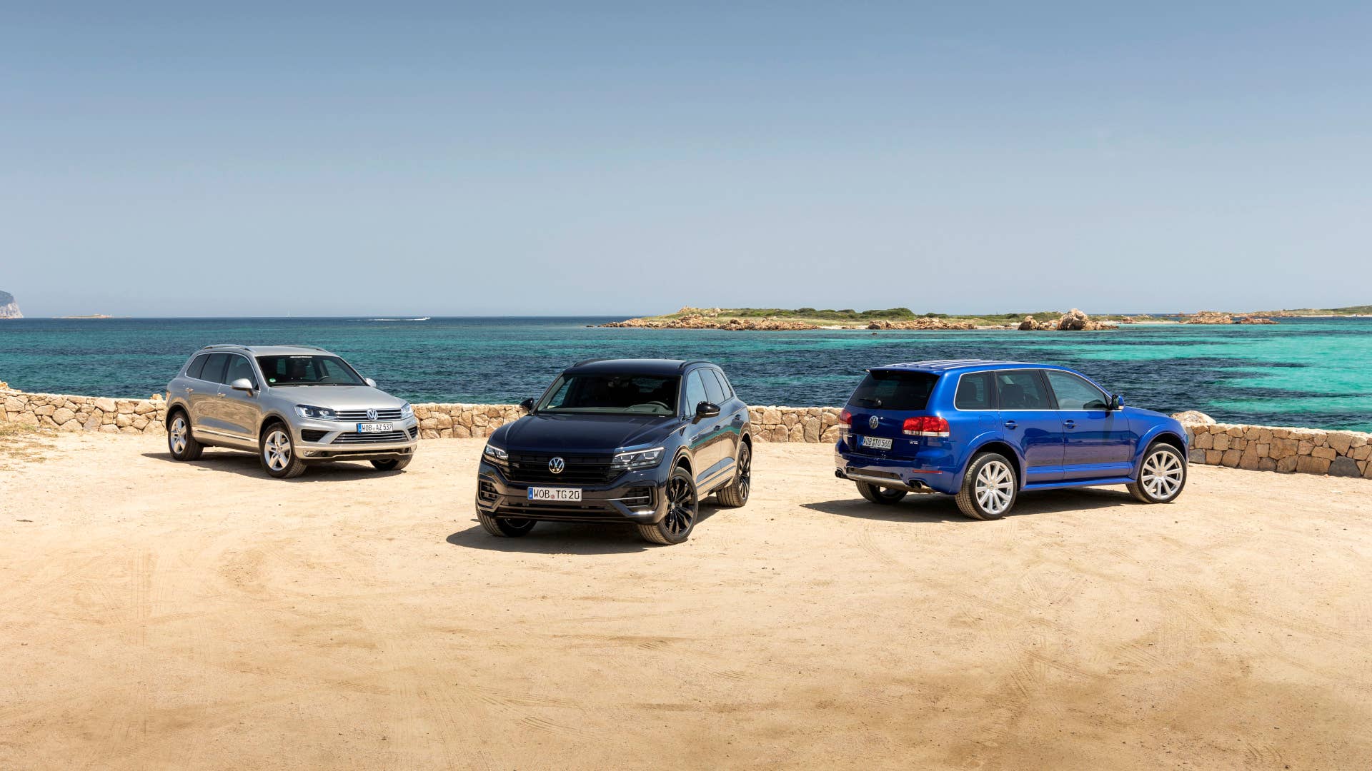 VW Bids Farewell To Its Porsche Cayenne Wannabe With A Final Edition ...