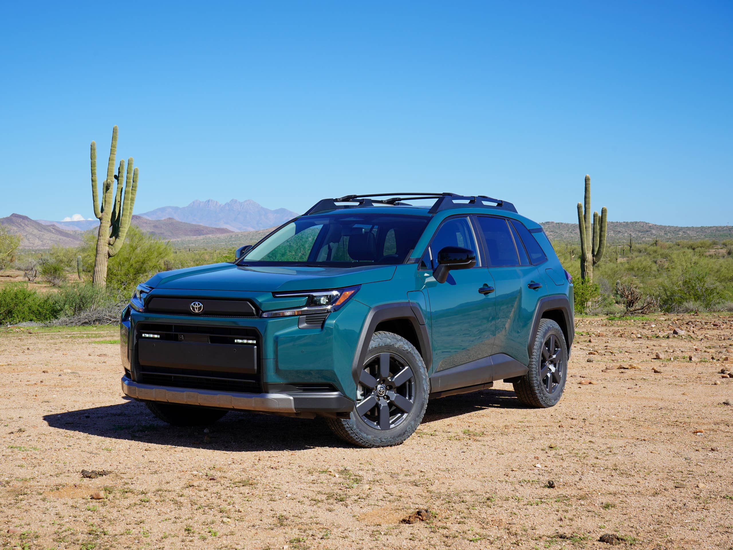 I Drove The 2026 Toyota RAV4 Hybrid Woodland At Mudfest: Here's My ...