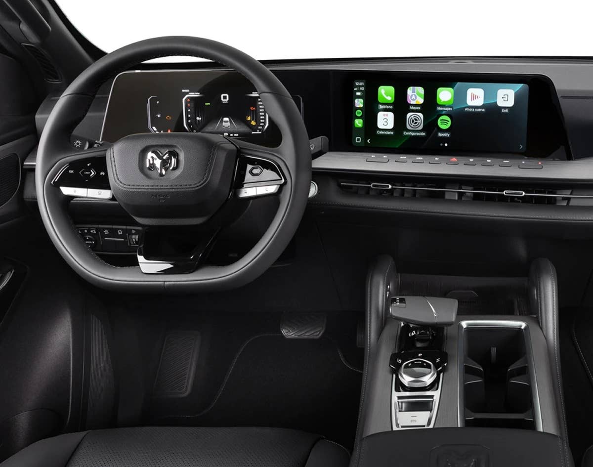 The Ram Dakota Is Back — and It Looks Like a Baby Ram 1500 - Autoblog