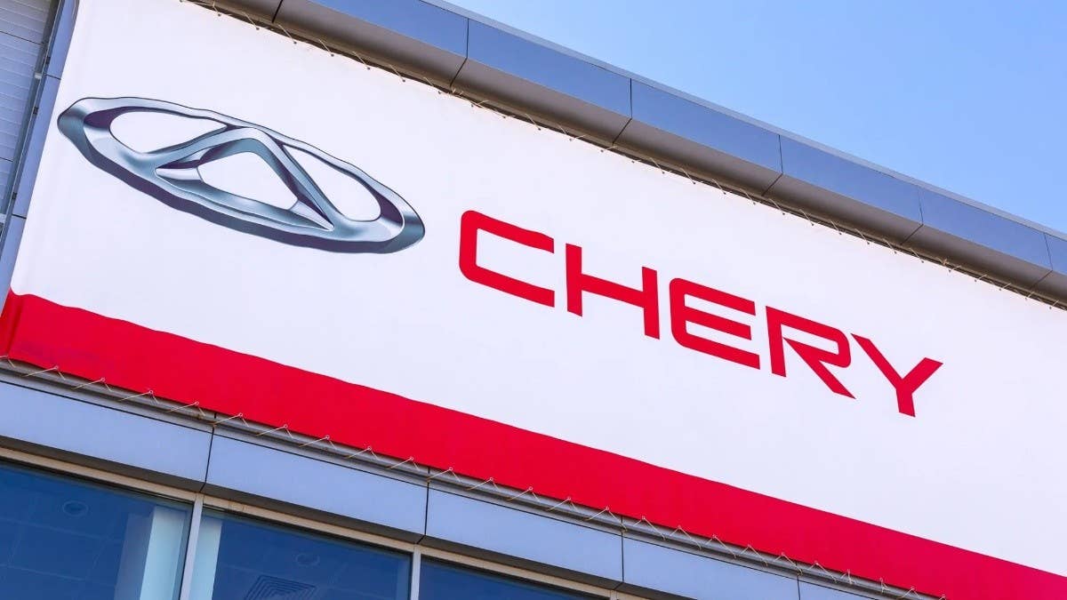 800 Miles on a Single Charge? China’s New Solid-State Battery Could ...