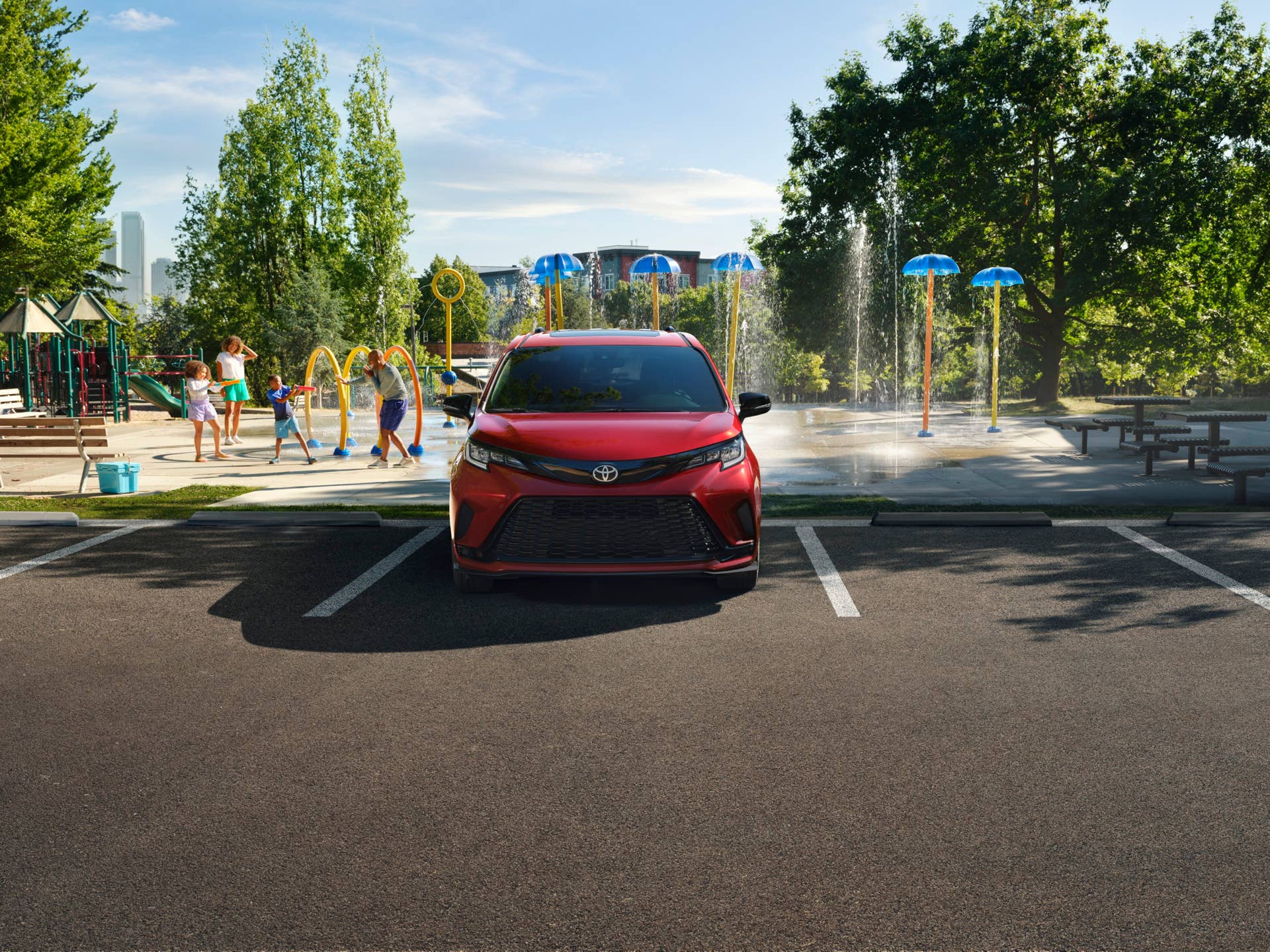 2026 Toyota Sienna Gets Better Features—But is the 2025 Model a Smarter ...