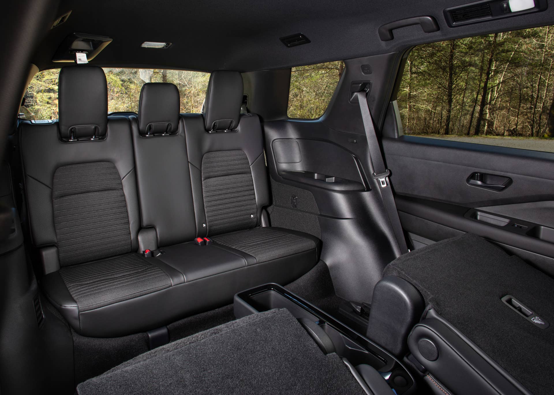 2025 Nissan Pathfinder's October Lease Deals Arrive Just in Time for ...