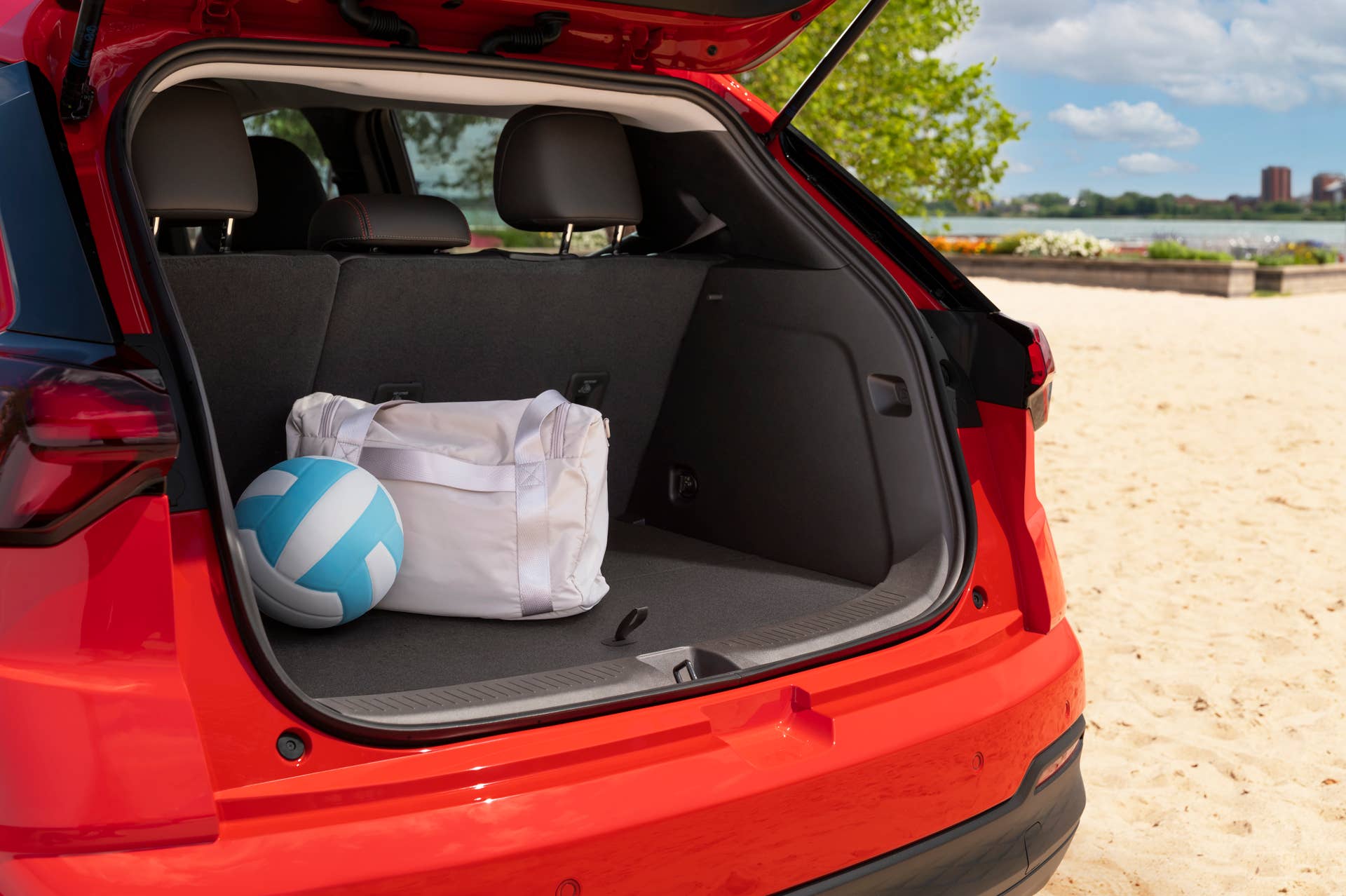 I Used a 2027 Chevy Bolt RS to Commute. Here's How it Went, and What ...