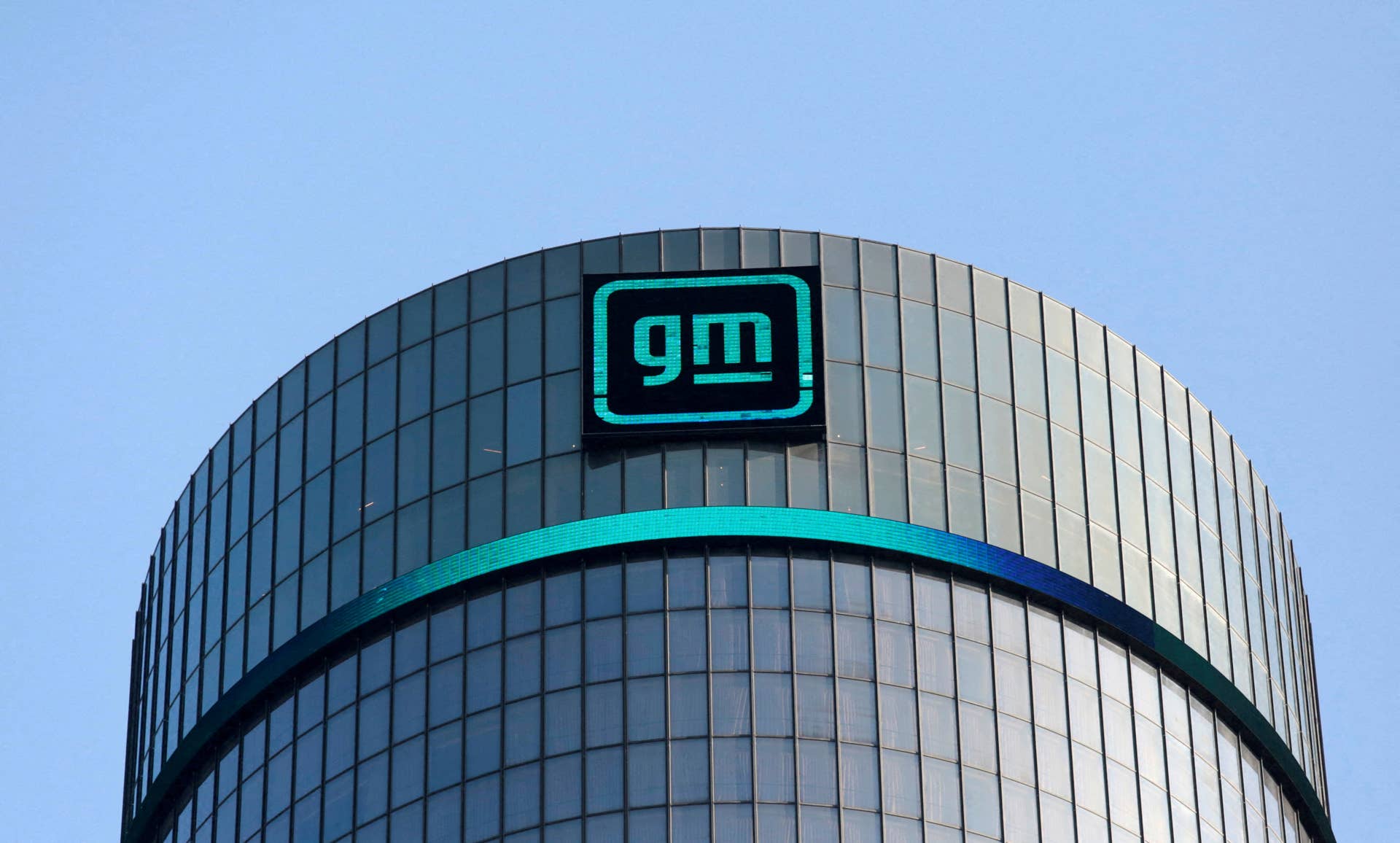 GM Orders Suppliers to Ditch China-Made Parts by 2027 - Autoblog
