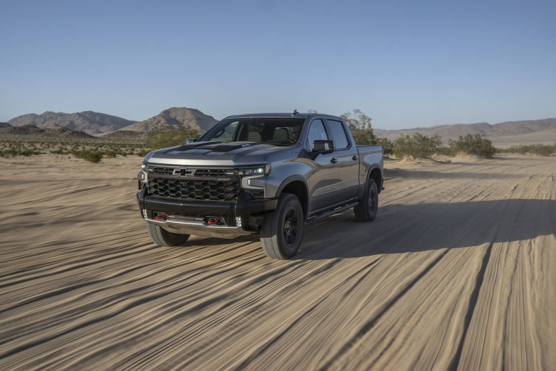 2026 Chevrolet Silverado 1500 vs Toyota Tundra: Which Is The Better Buy ...