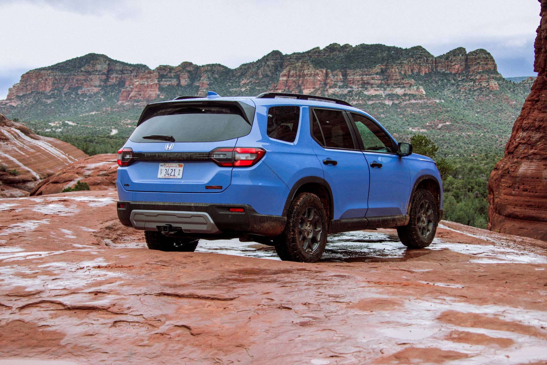 Honda Pilot Vs. Acura MDX: 5 Key Differences - Autoblog