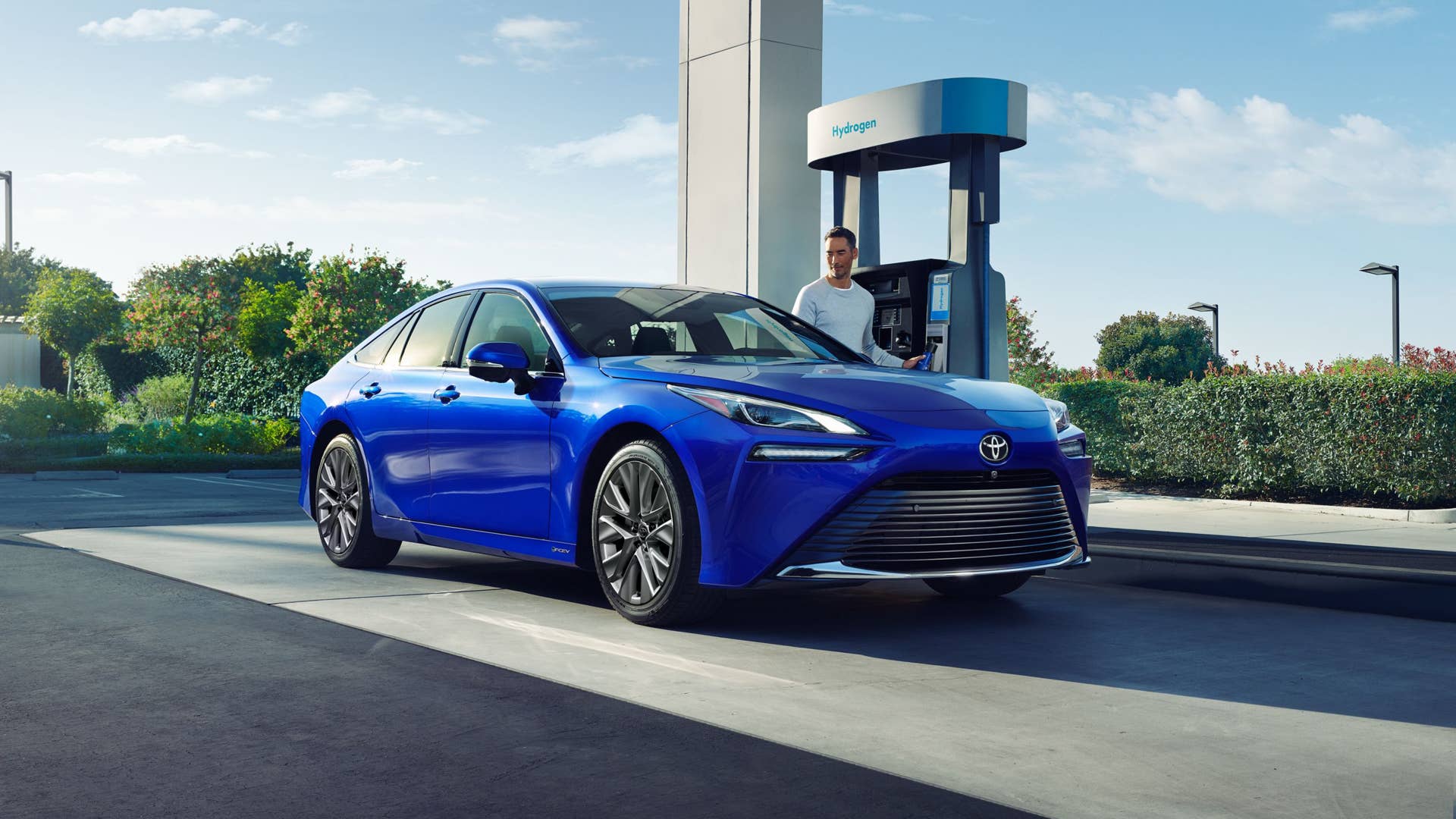 Toyota Sued for $5.7 Billion Over Mirai Hydrogen Cars - Autoblog