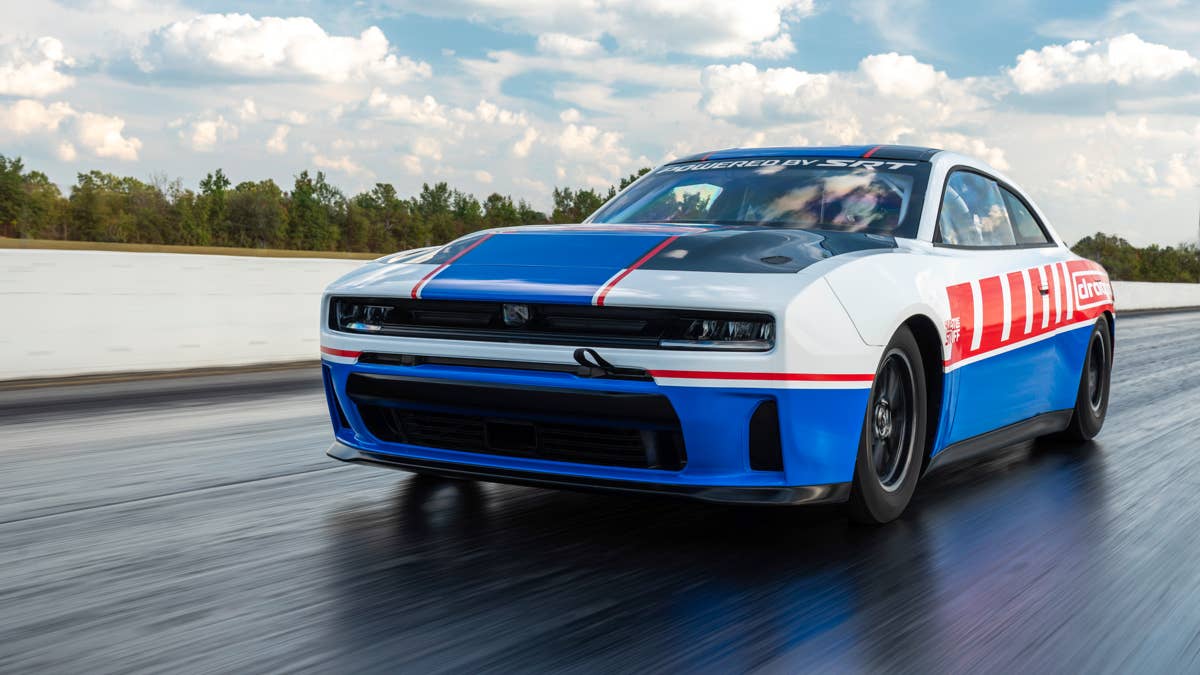 Dodge Charger Hellcat is coming back with over 700 HP - TheAutoExec