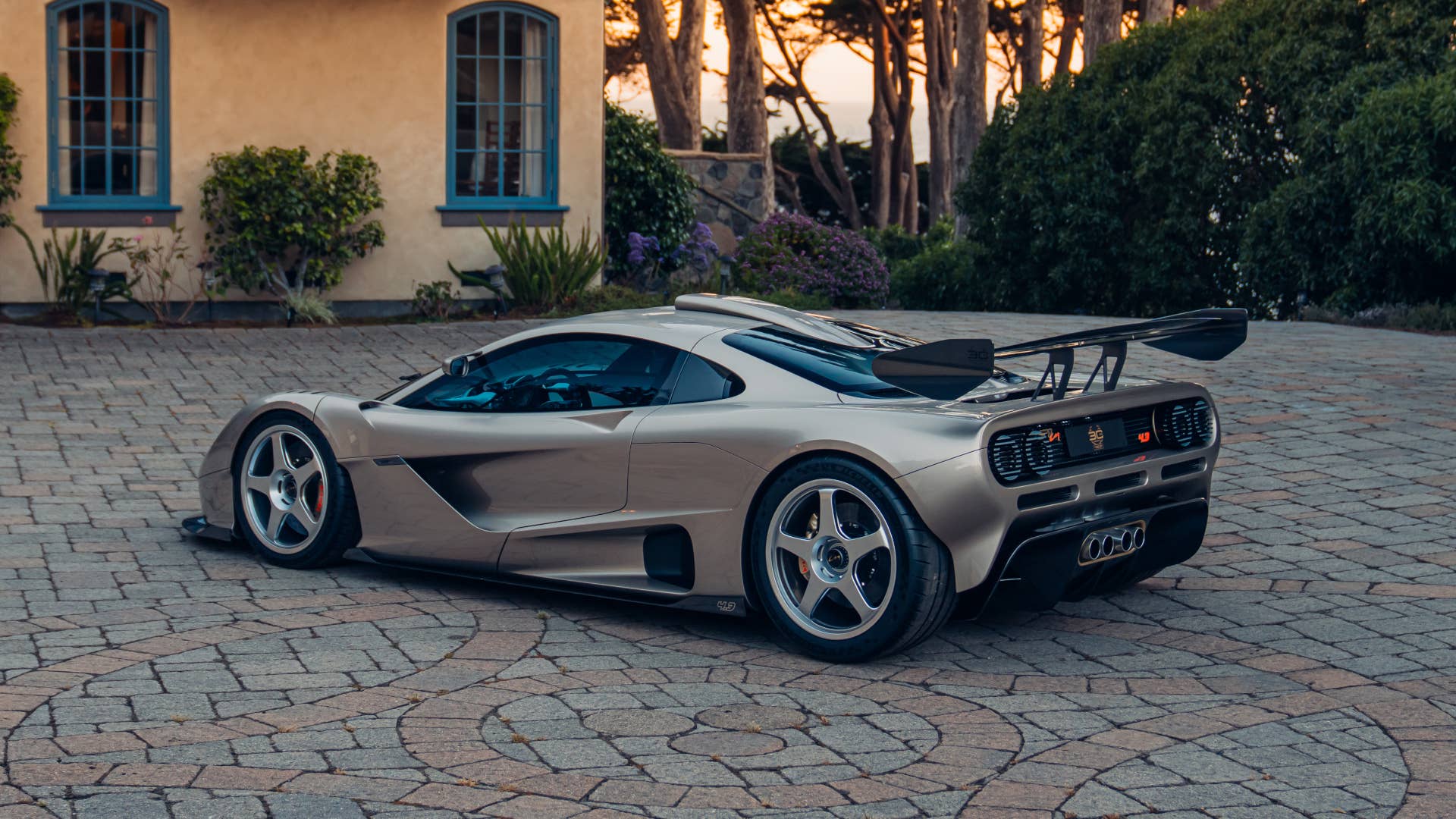 Gordon Murray's $20M McLaren F1-Inspired Hypercar Goes to Auction at ...