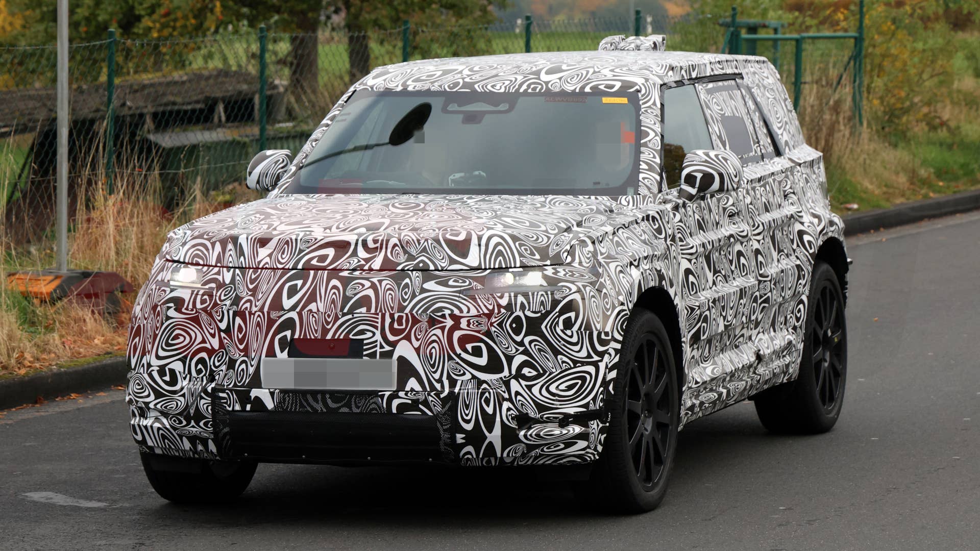 The Baby Defender Sport Won't Be EV-Only After All - Autoblog
