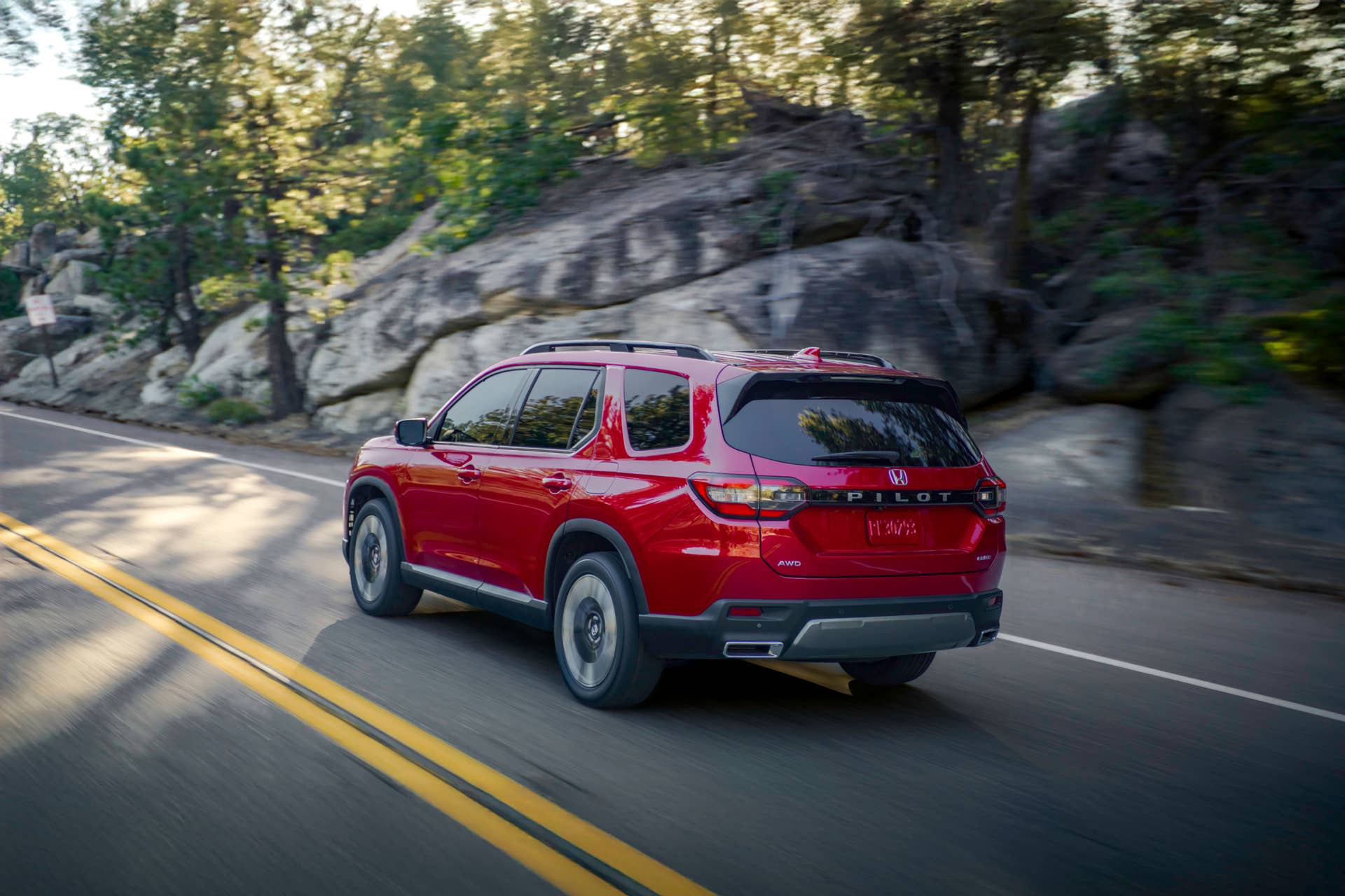 2026 Honda Pilot is Cheaper to Lease than Toyota Grand Highlander This ...