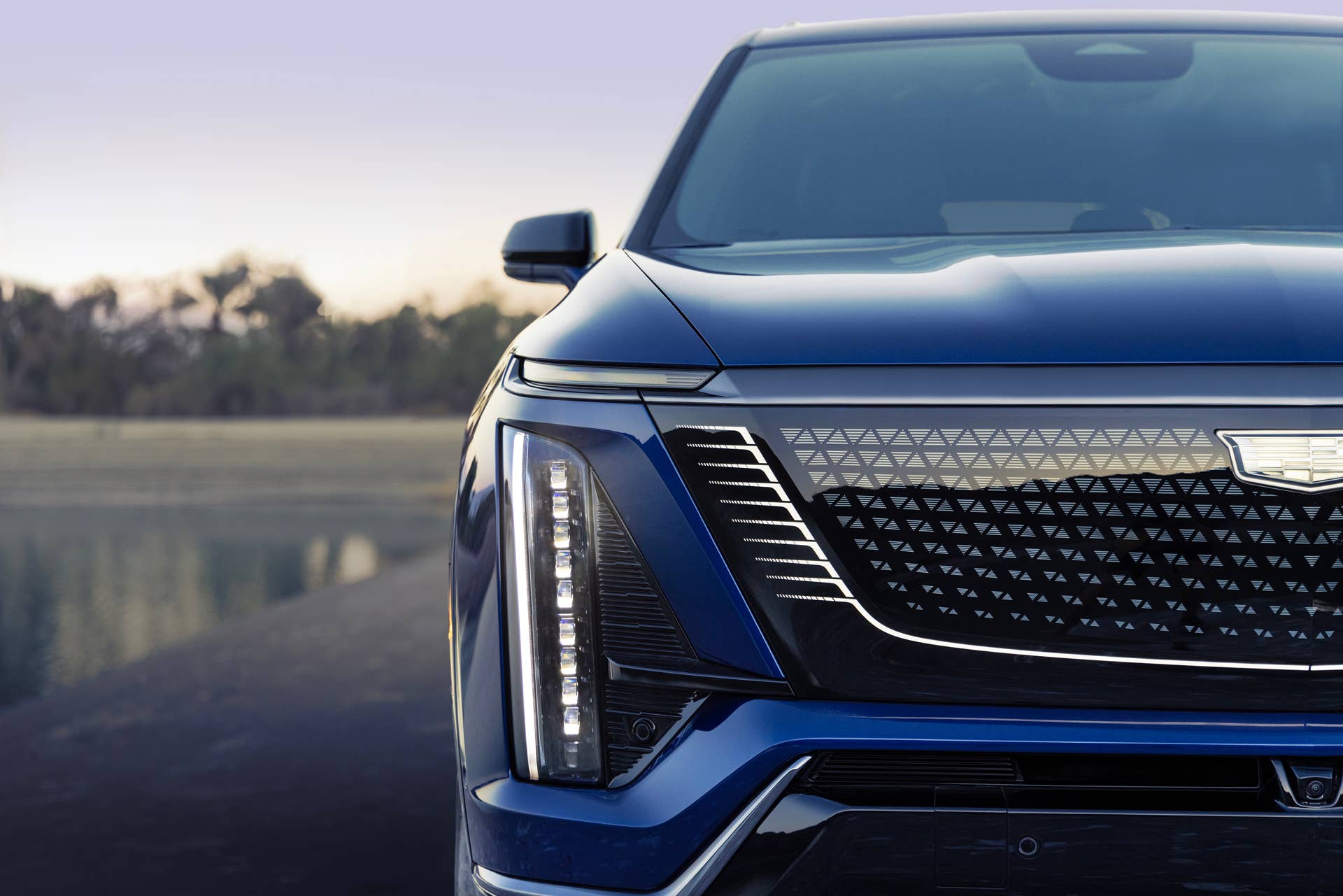 2026 Cadillac Vistiq Review, Specs, Pricing, and Warranty - Autoblog