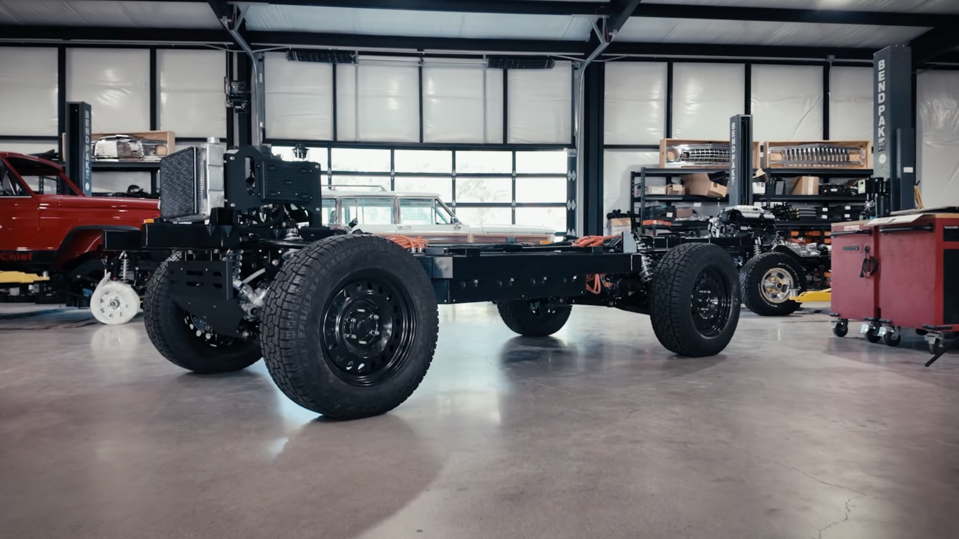 A Texas Builder Has Created an All-Electric Chassis for Classic Jeep ...