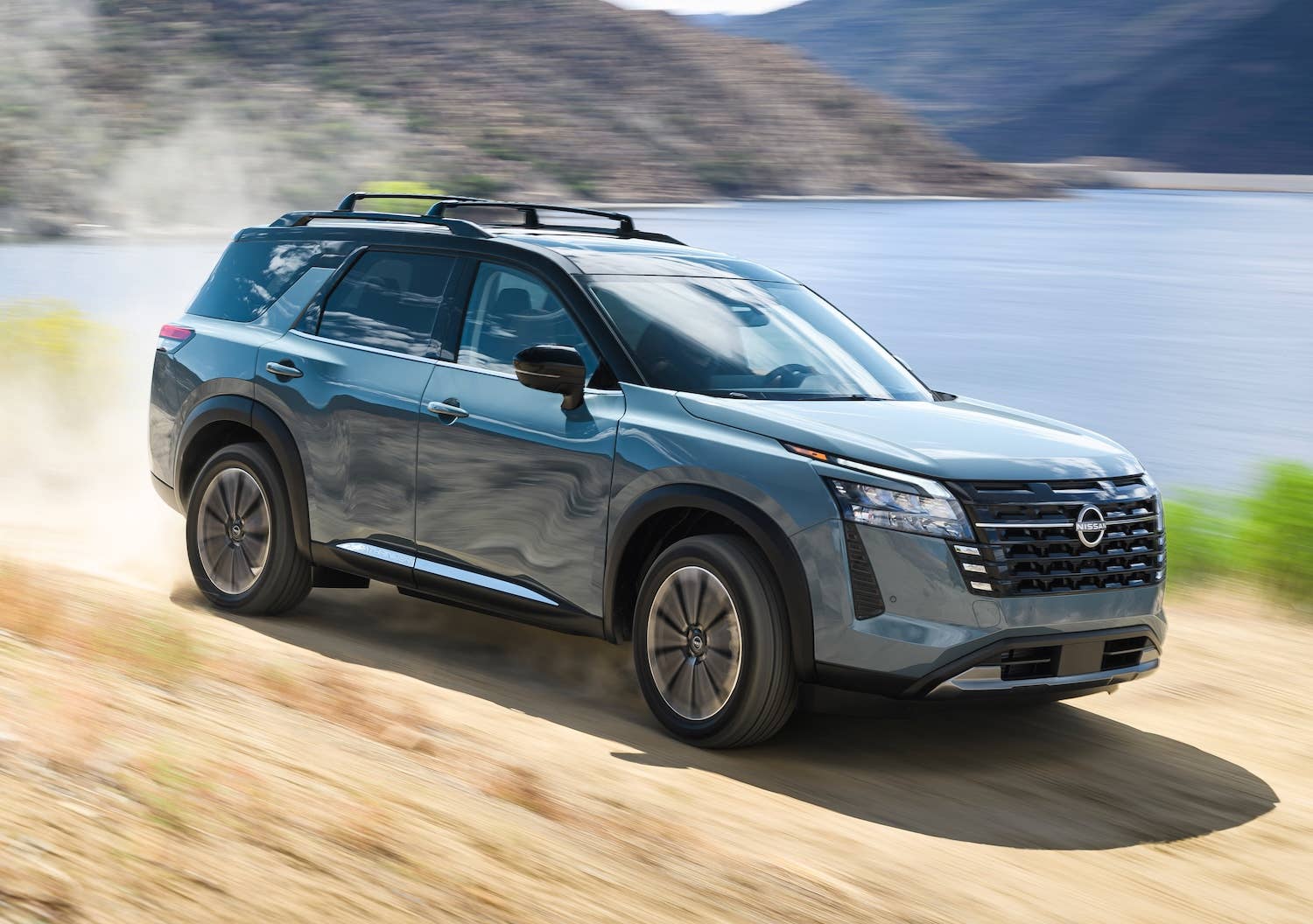2026 Nissan Pathfinder vs 2026 Hyundai Santa Fe: Which Is the Smarter ...