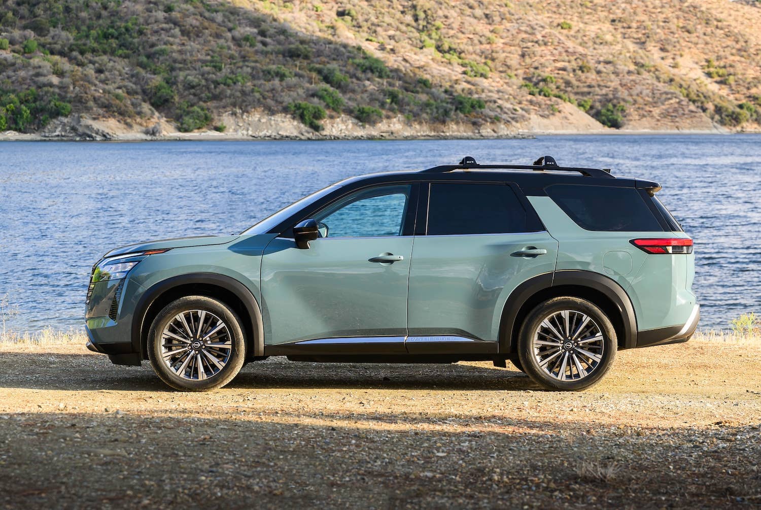 2026 Nissan Pathfinder Refresh Adds Sharper Design and Smarter Tech ...