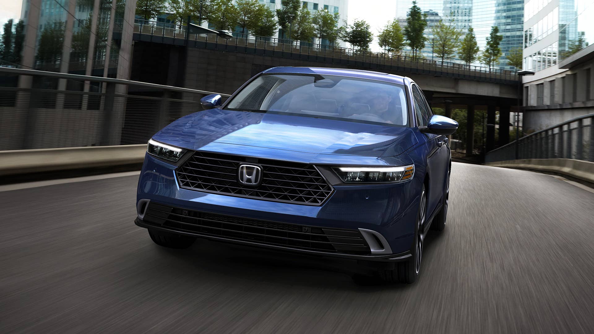 Honda Accord Fires Back at Toyota Camry With Lower December Lease Price ...