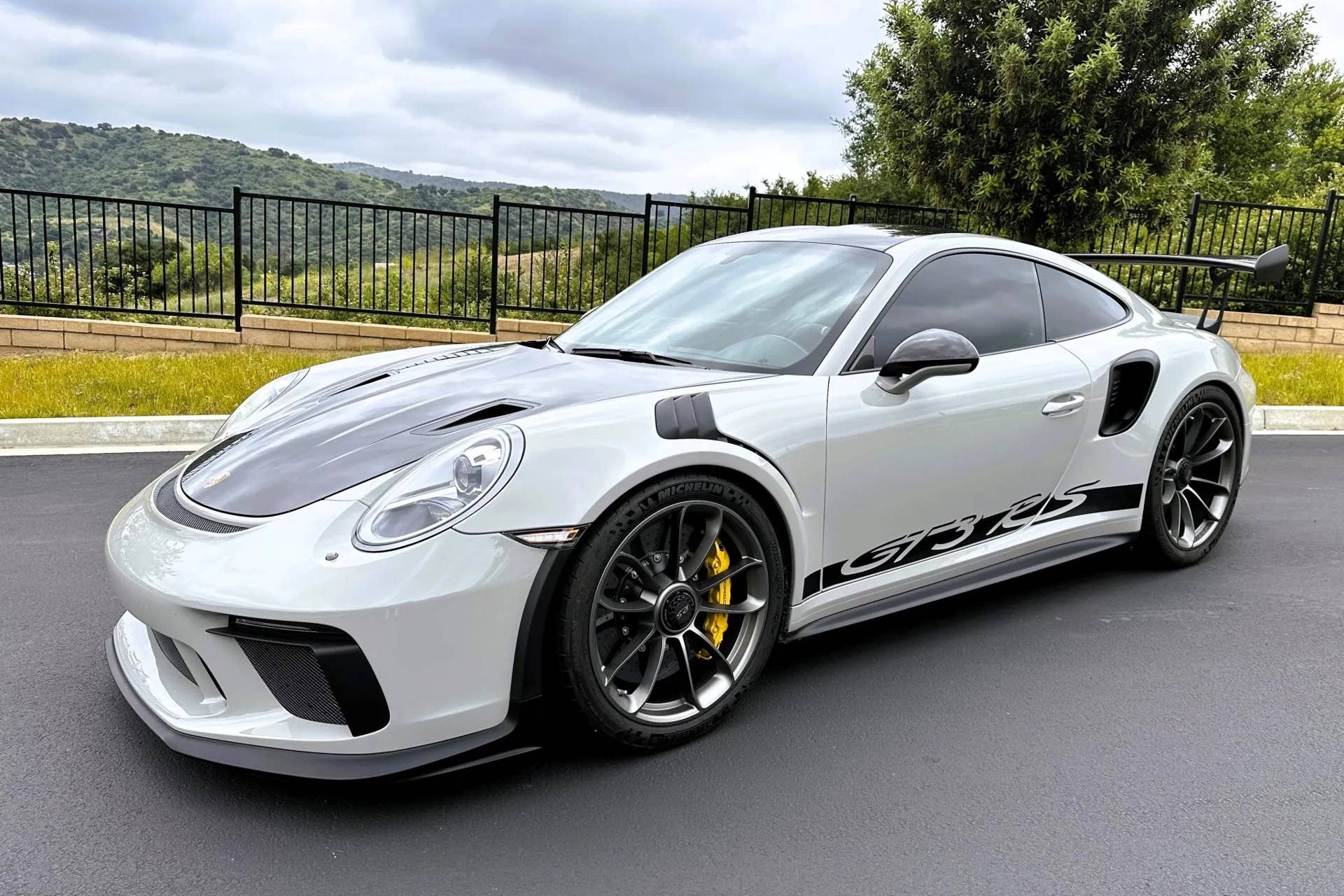 Top Porsche Paint Colors: Iconic Shades Old and New - Autoblog