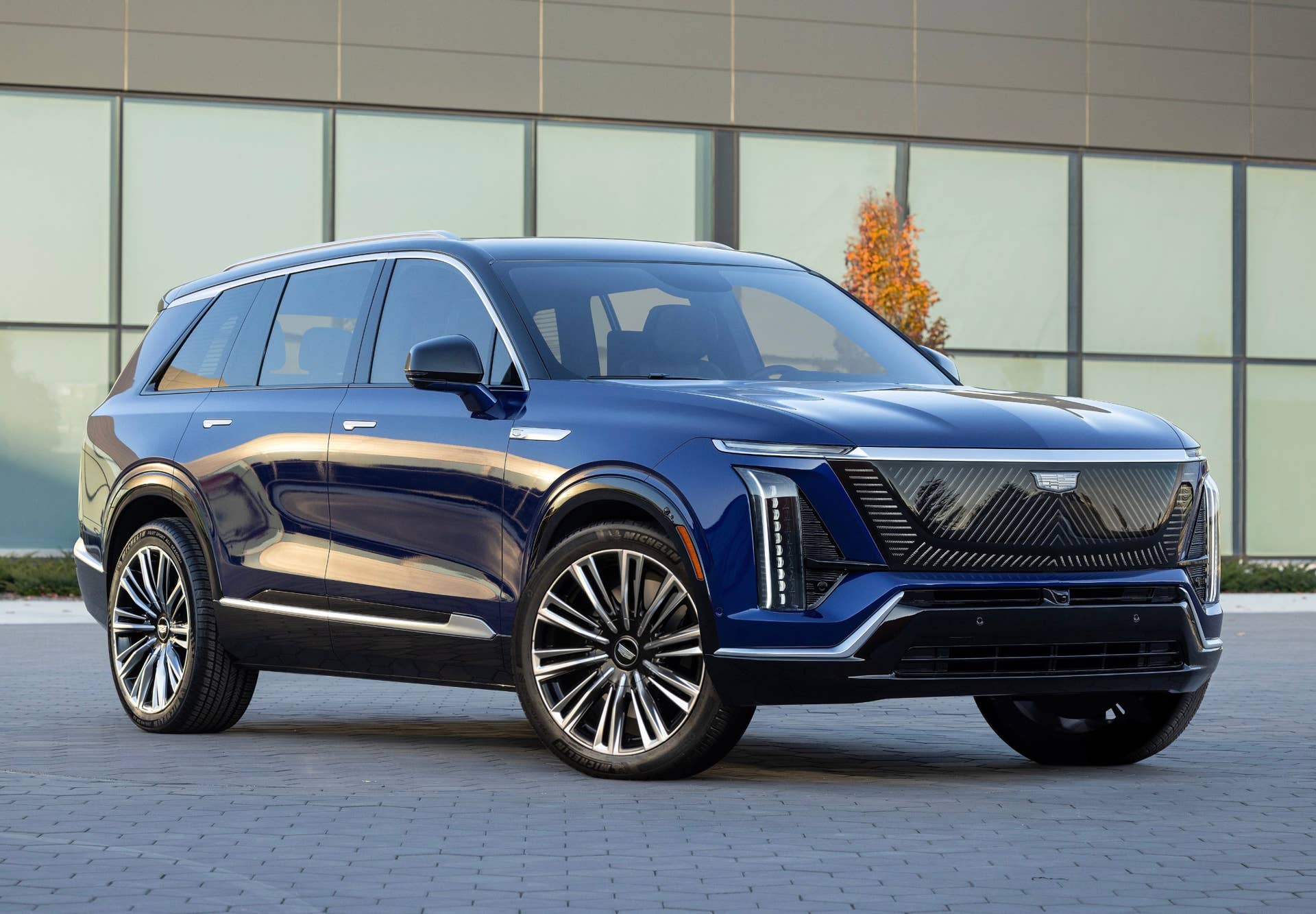 Americans Now Shelling Out Way More for Cadillacs Than BMWs And Mercs ...