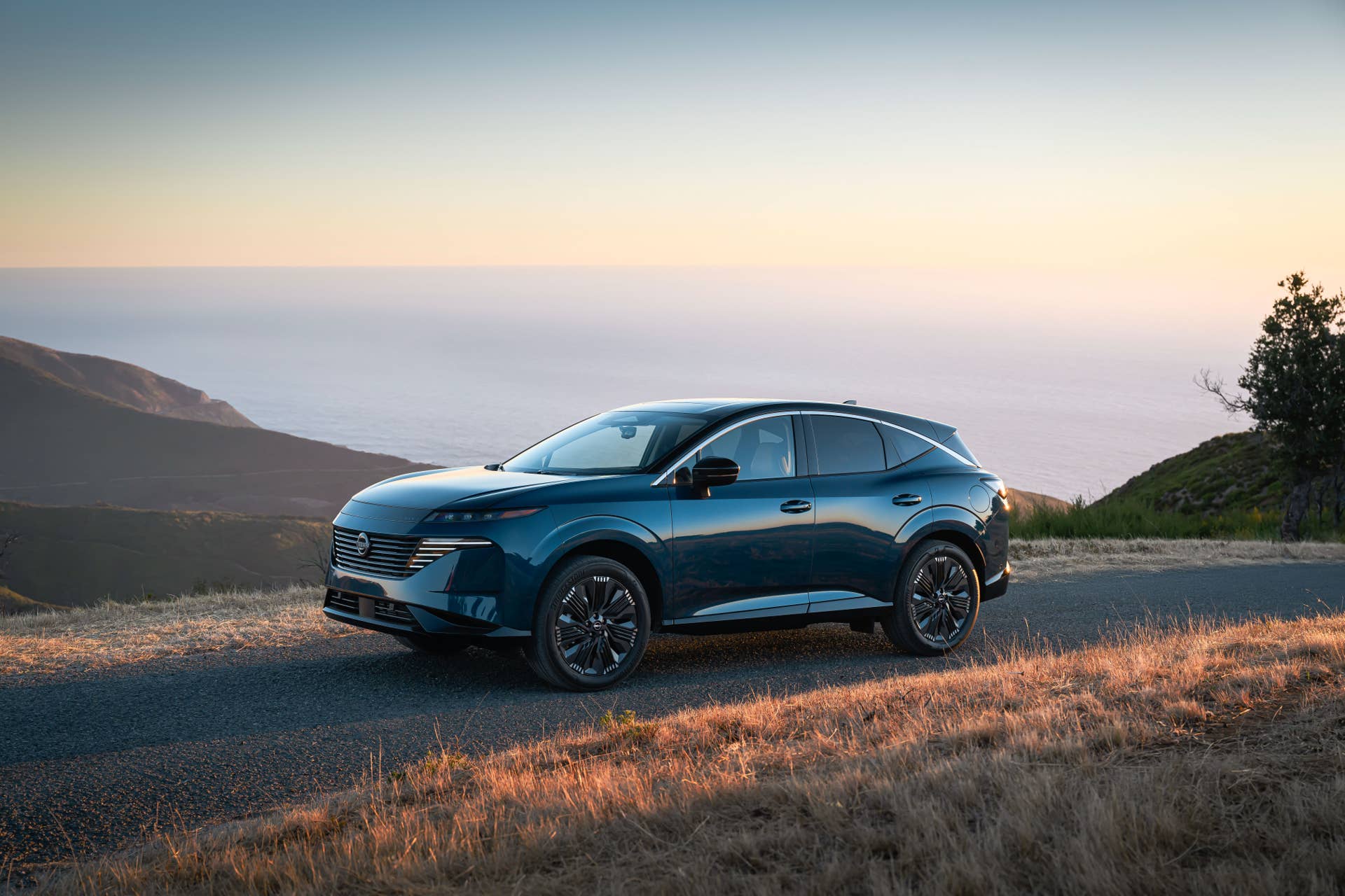 2026 Nissan Murano Platinum vs Honda Passport TrailSport Blackout ...
