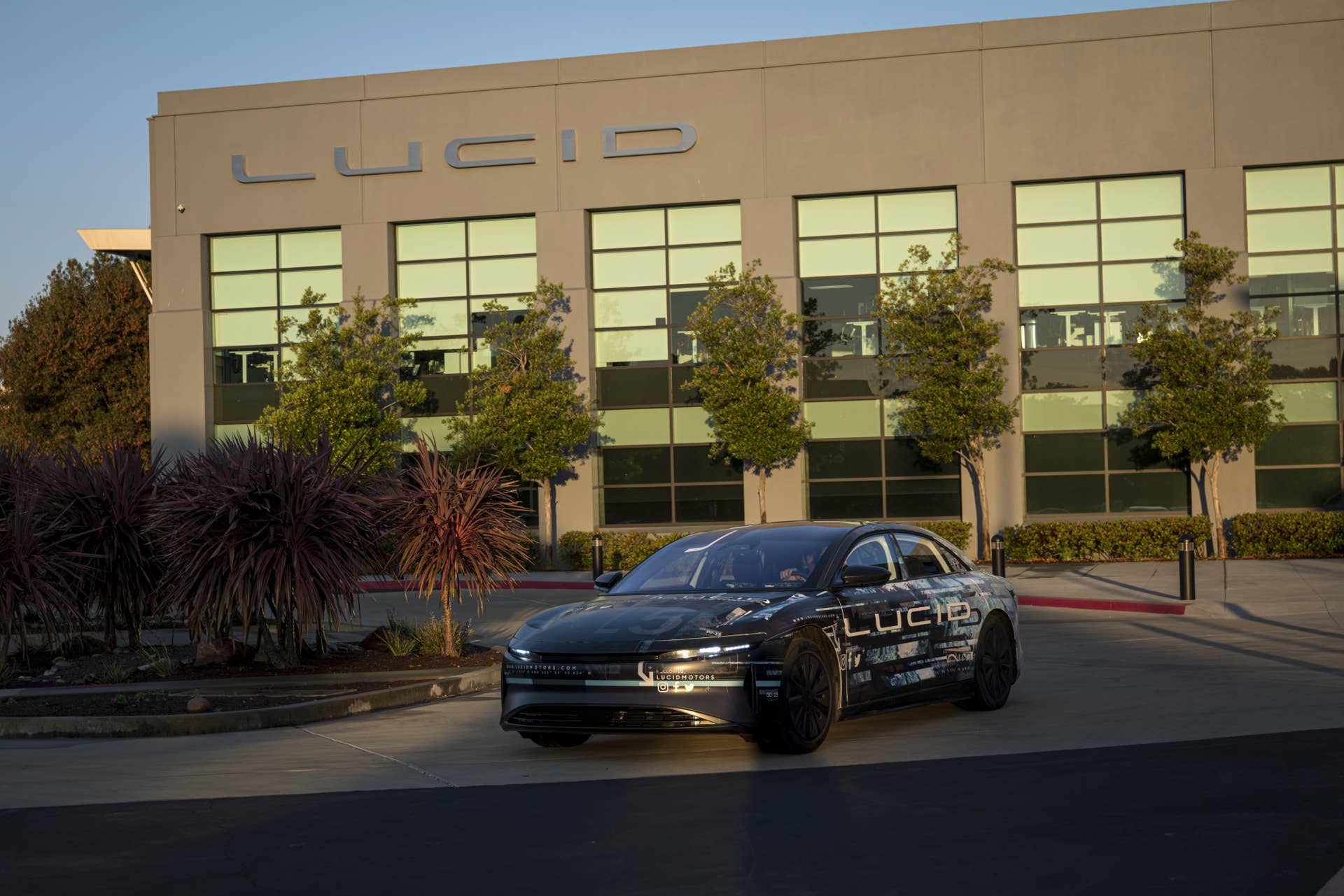 Lucid’s First Used-Car Program Quietly Admits Its EVs Depreciate Hard ...