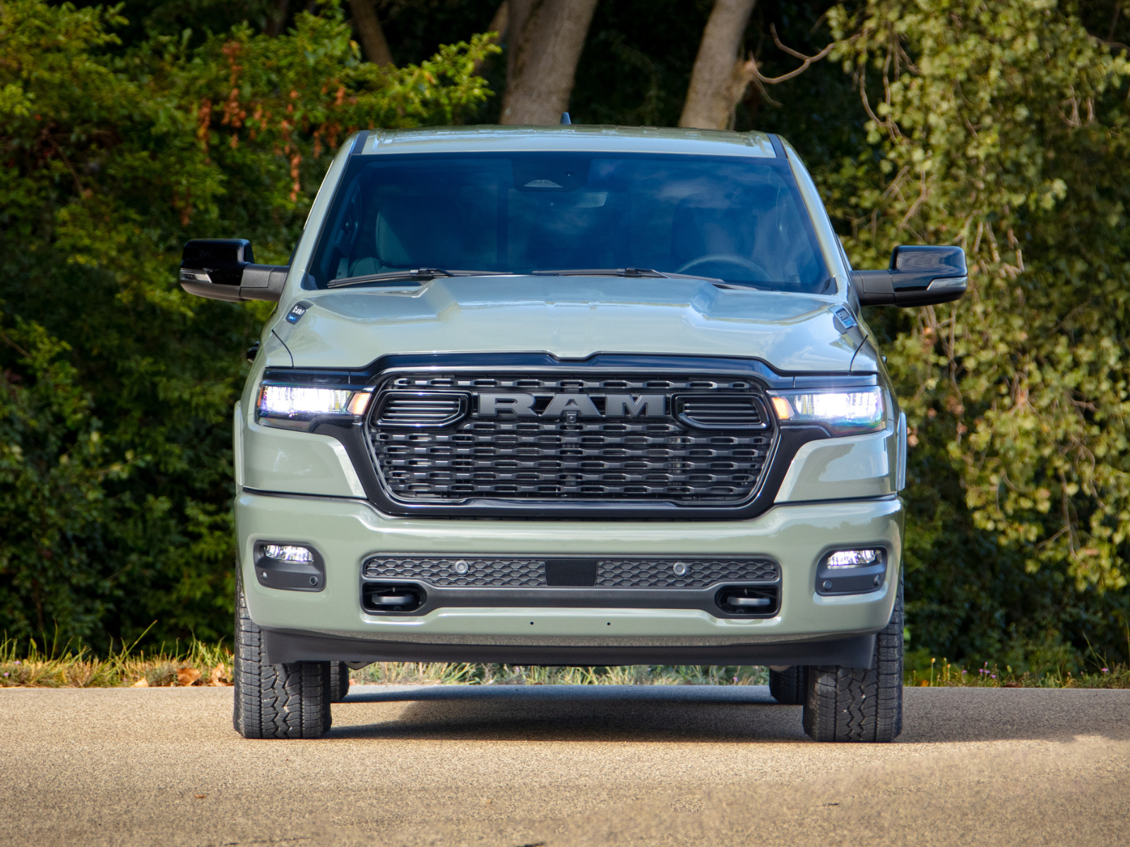 Ram Just Blew Past Ford and Chevy With a 10-Year Truck Warranty for ...