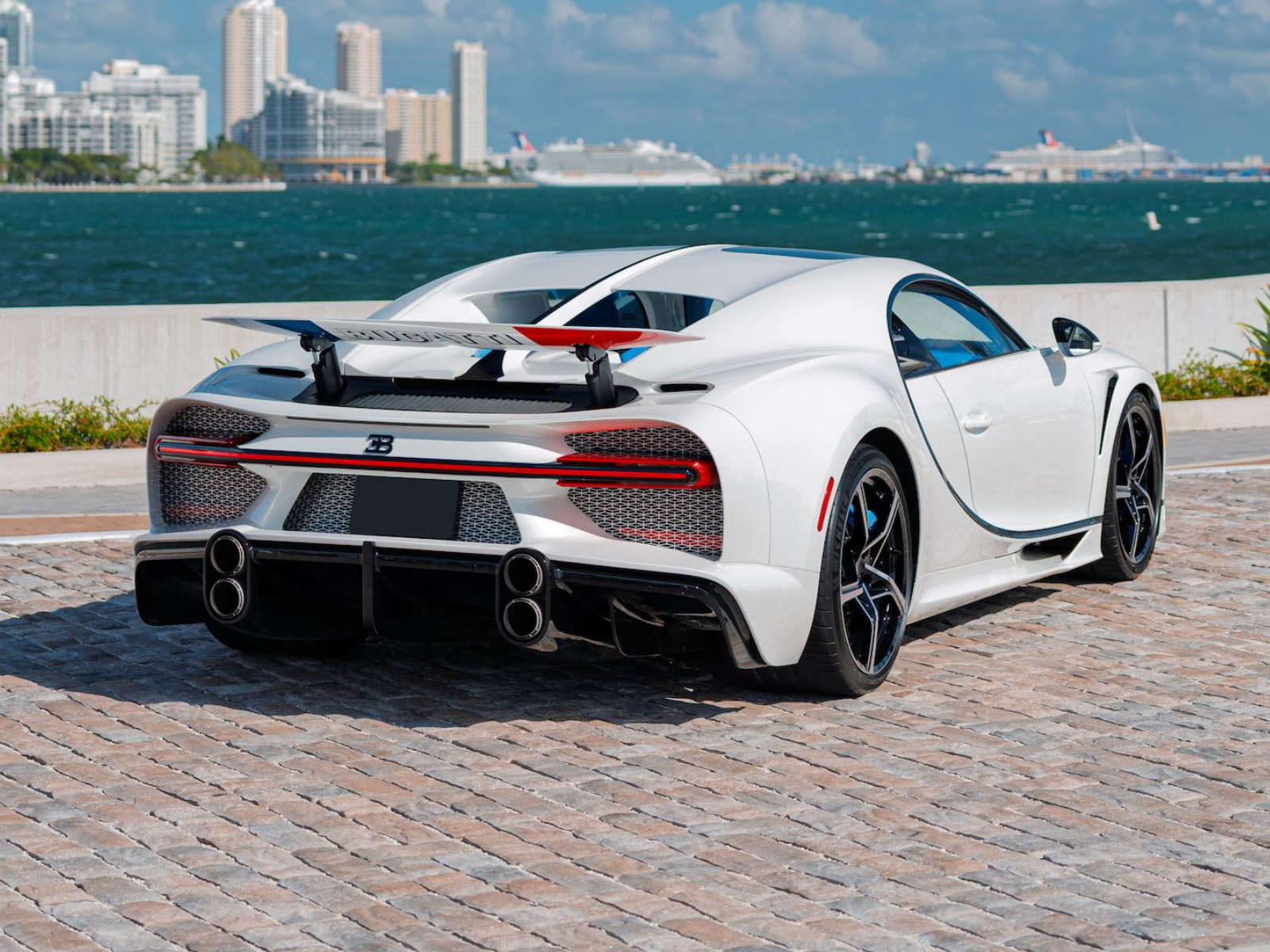 This One-Off Bugatti Chiron Inspired by a 1930s ‘White Elephant’ Is ...