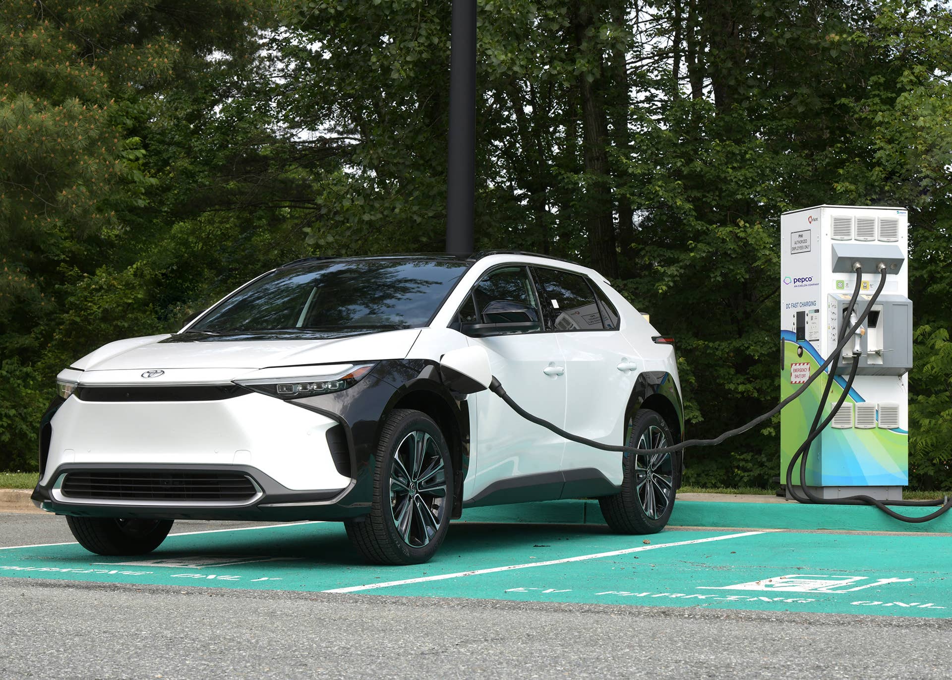 Japanese Oil Giant Backs Toyota’s Solid-State EV Ambitions - Autoblog