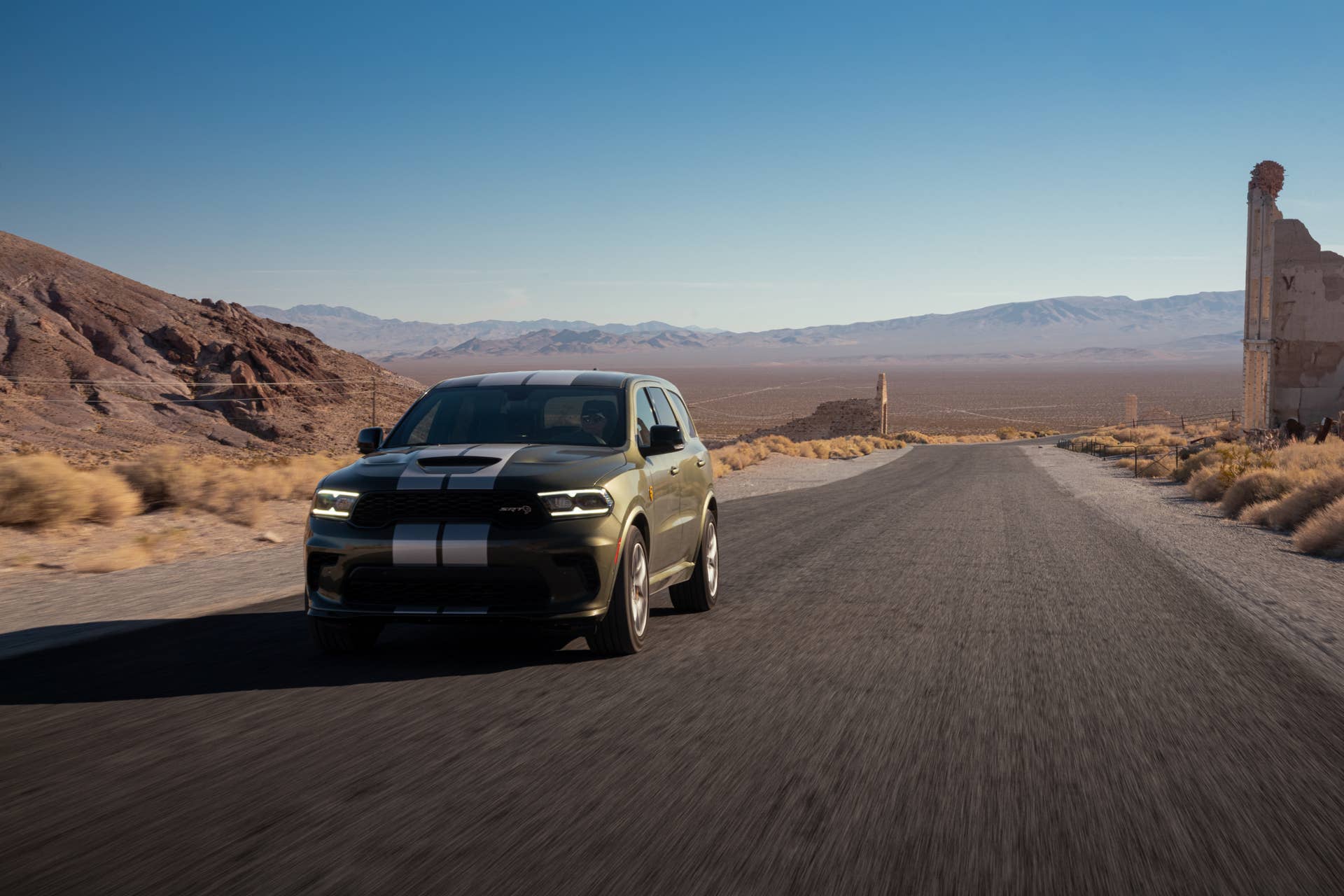 Dodge Confirms the Durango SRT Hellcat Is Now Legal in All 50 States ...