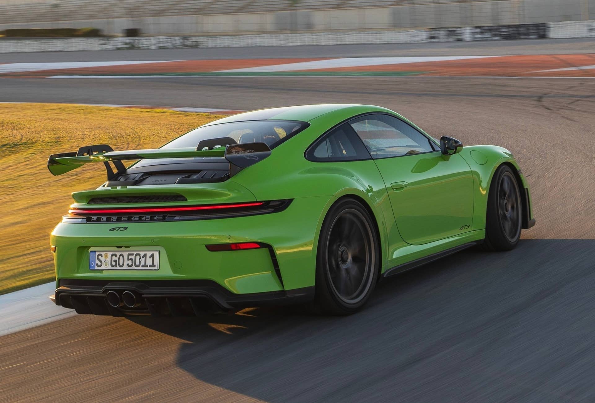 Ford Mustang Dark Horse SC Vs. Porsche 911 GT3: 3 Key Differences ...