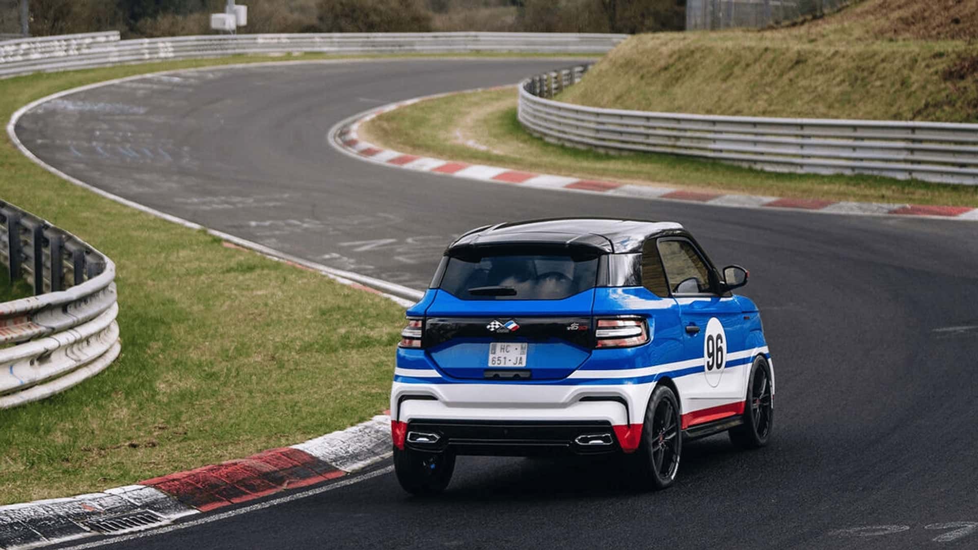 How The Nürburgring Became the Auto Industry’s Stomping Grounds - Autoblog