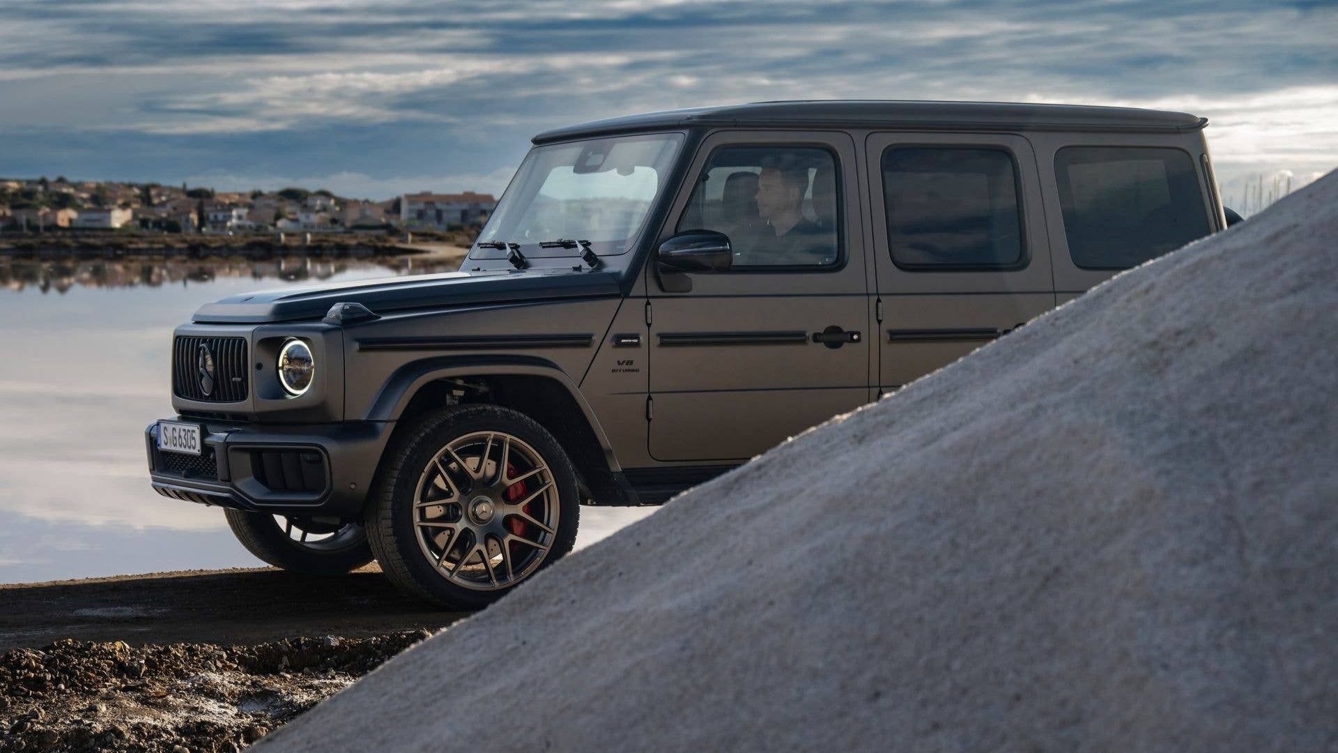 Mercedes Is Suing After a $600,000 G-Wagen Disappeared During Delivery ...