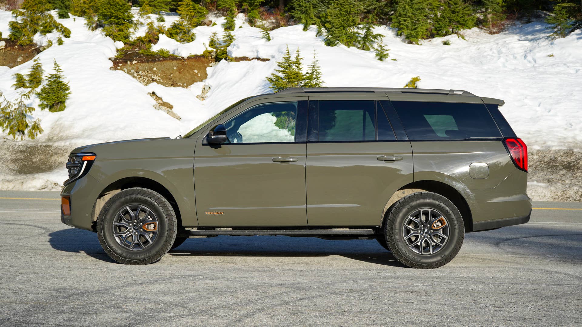I Spent A Week Driving the 2025 Ford Expedition Tremor: Here's My ...