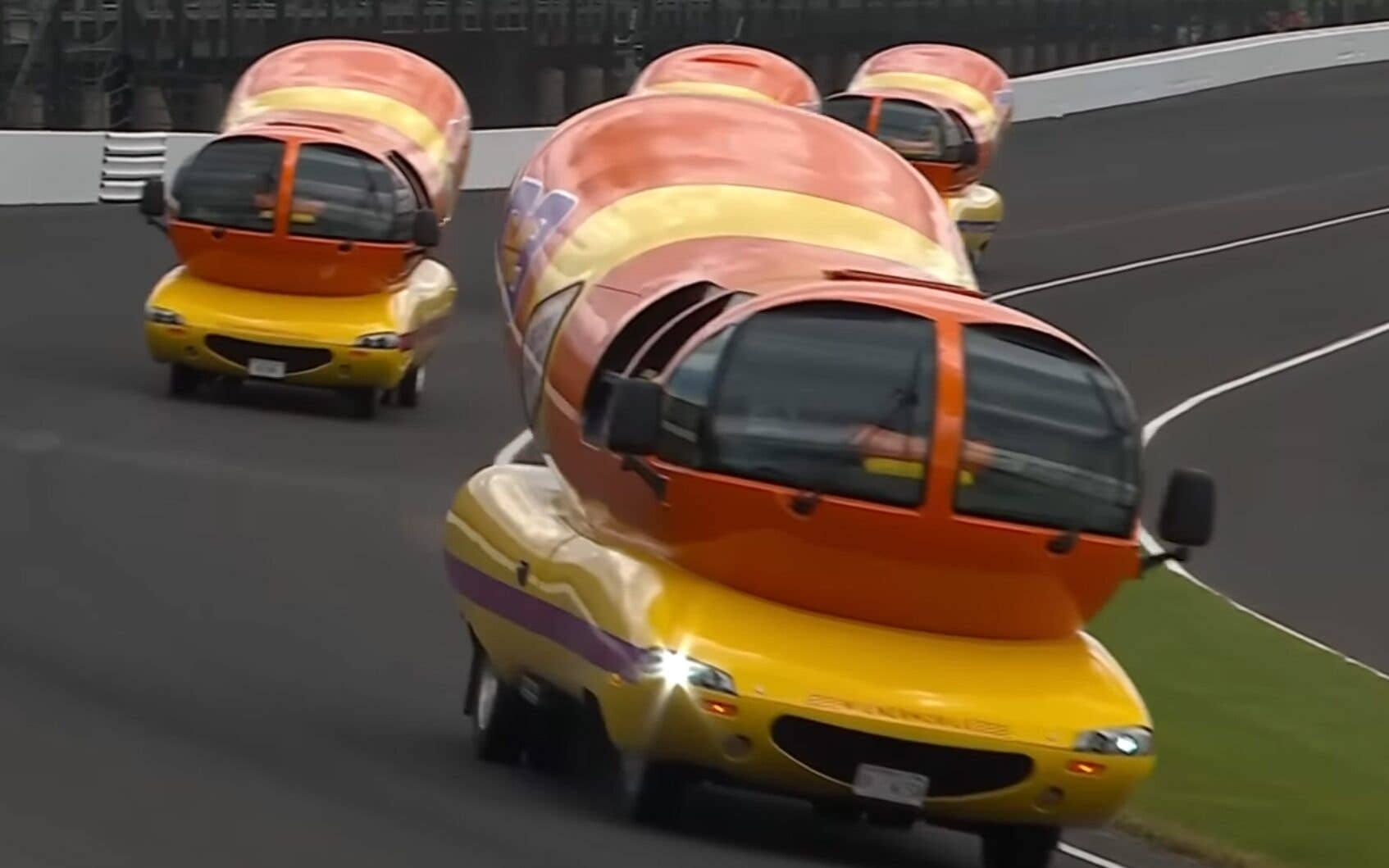 The Wienie 500 Is Back, and Yes, the Wienermobiles Are Racing Again ...