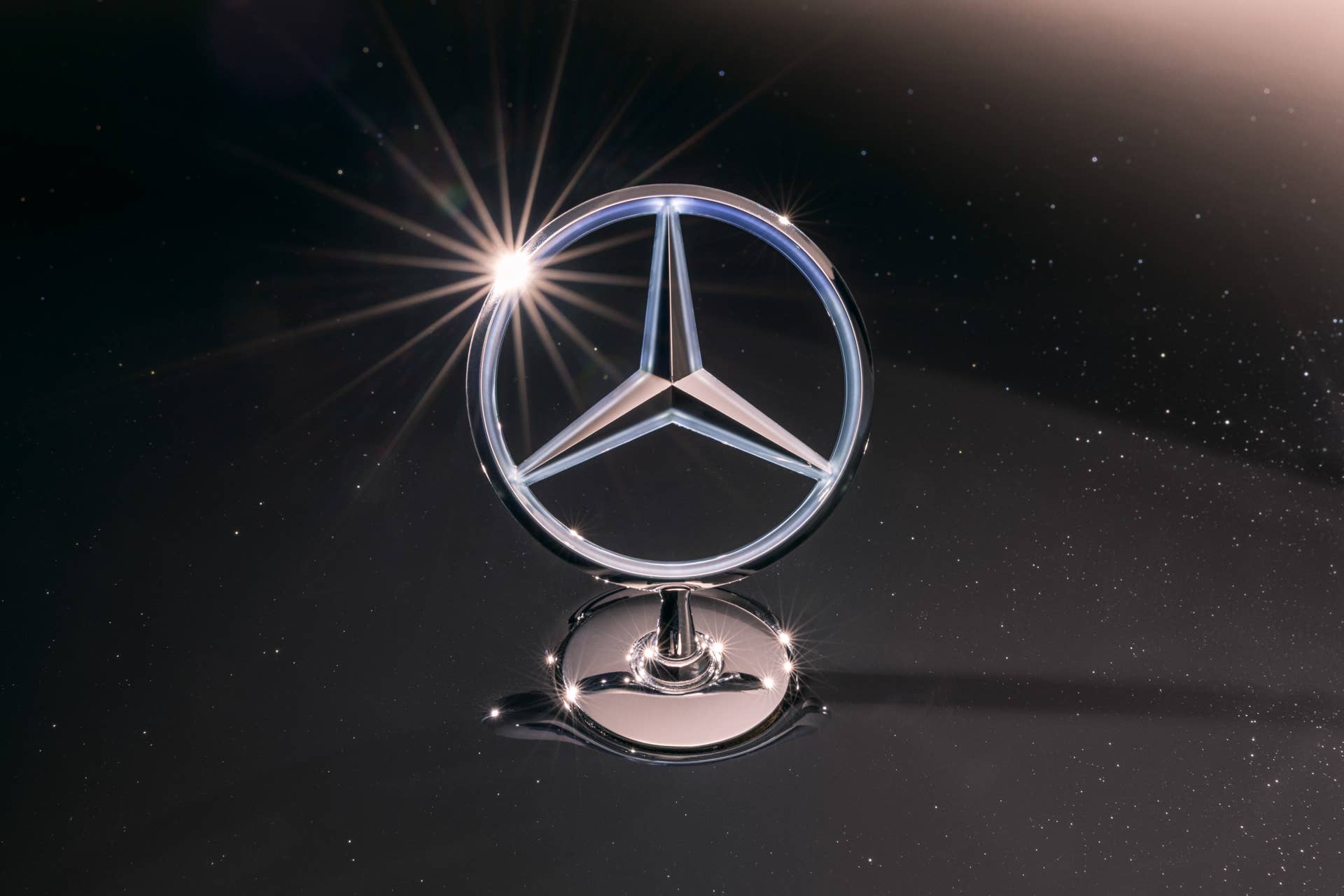 2027 Mercedes-Benz S-Class Arrives To Reclaim Its Luxury Crown - Autoblog