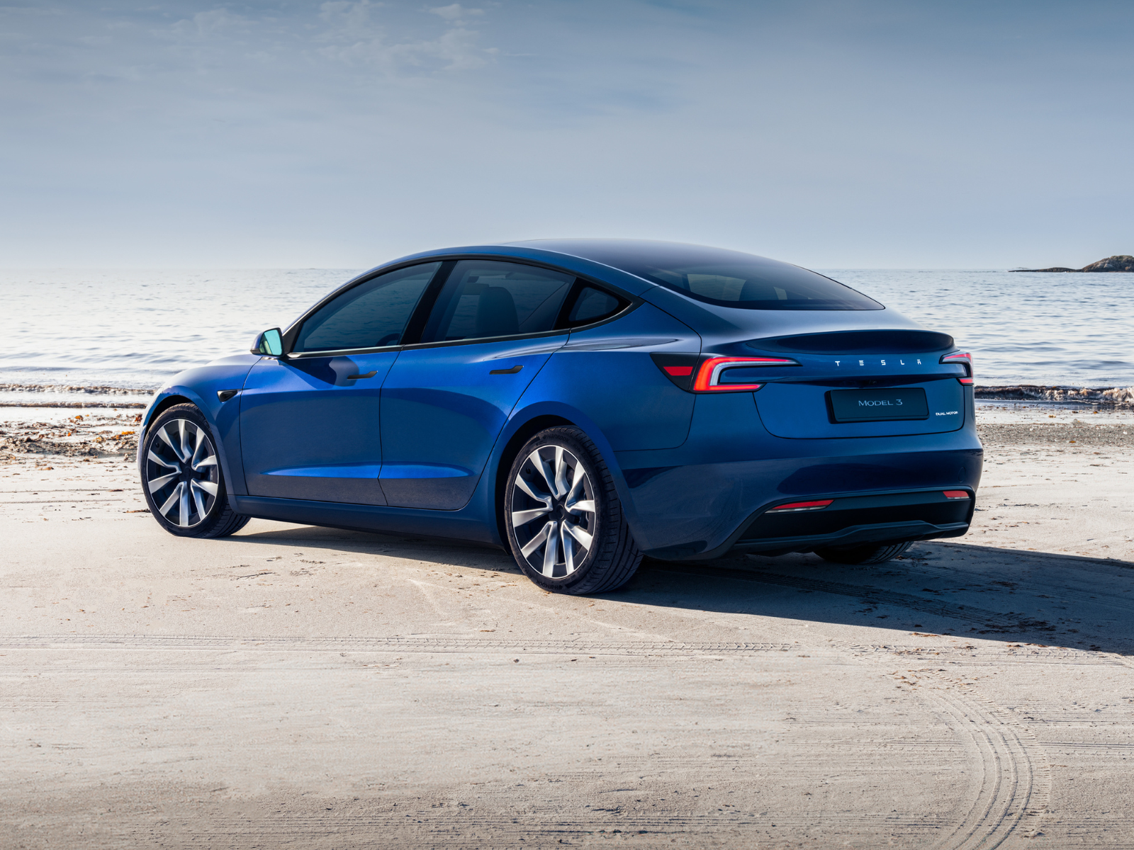 Tesla Model 3 Buyers Just Got a Free Year of Supercharging - Autoblog