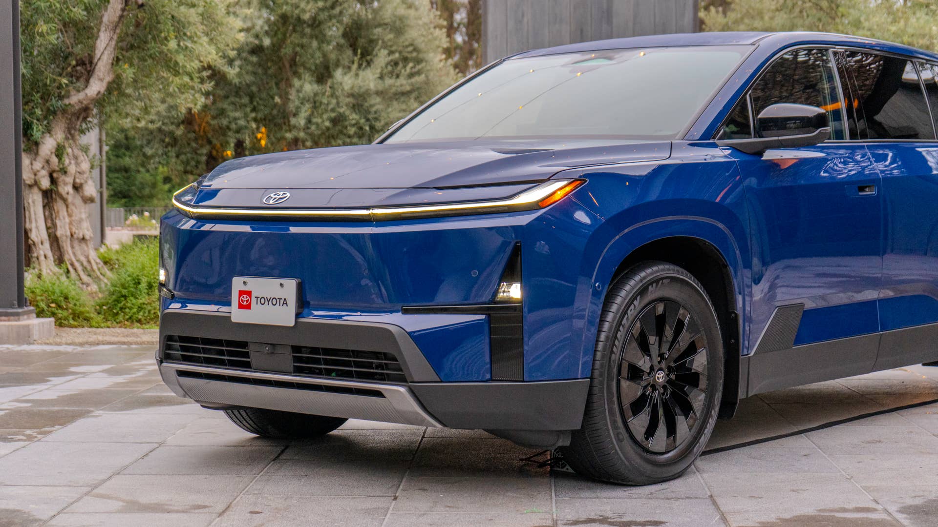 The 2027 Toyota Highlander Goes All-Electric: Exclusive First Look and ...