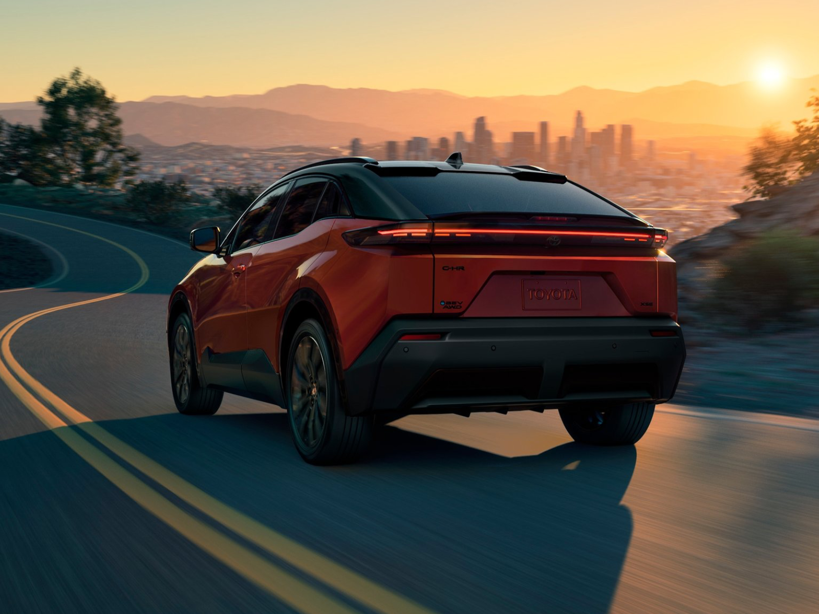 The Highest-Rated Compact SUVs For 2026 Come Down To Subaru Vs Toyota ...