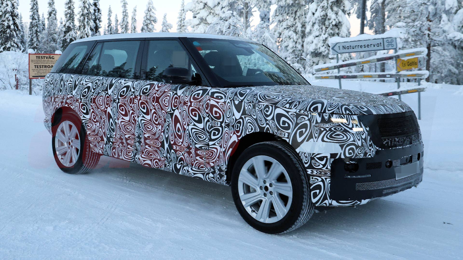Range Rover Finally Gets a New Face for 2027 - Autoblog